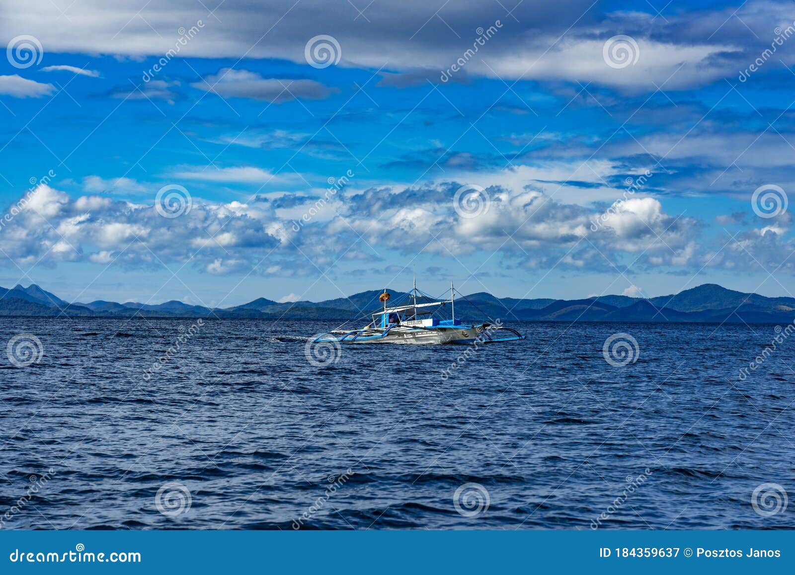 Coron city, Philippines editorial photography. Image of fishes - 184359637