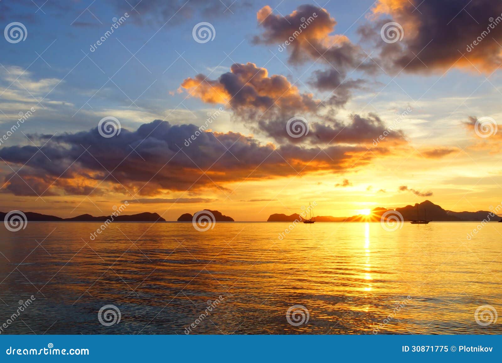 Corong Corong Beach during Sunset. El Nido Stock Image - Image of ...