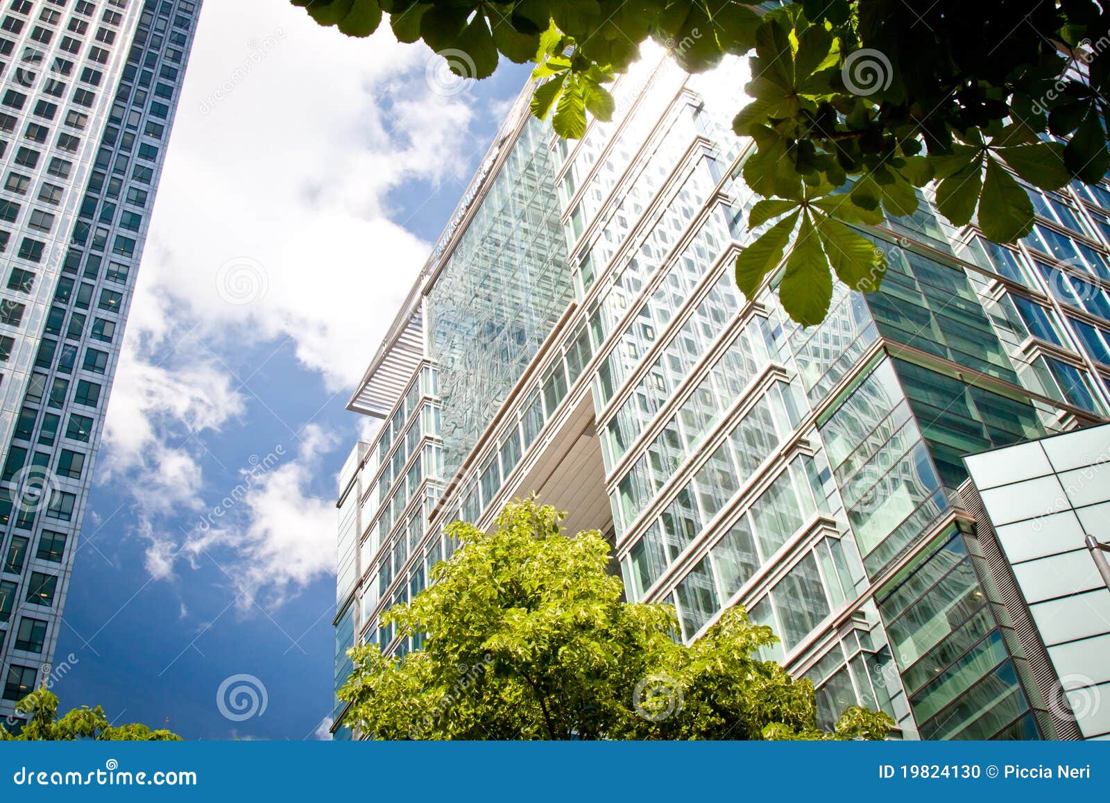Corporate Buildings in Canada Square, London Editorial Image - Image of ...
