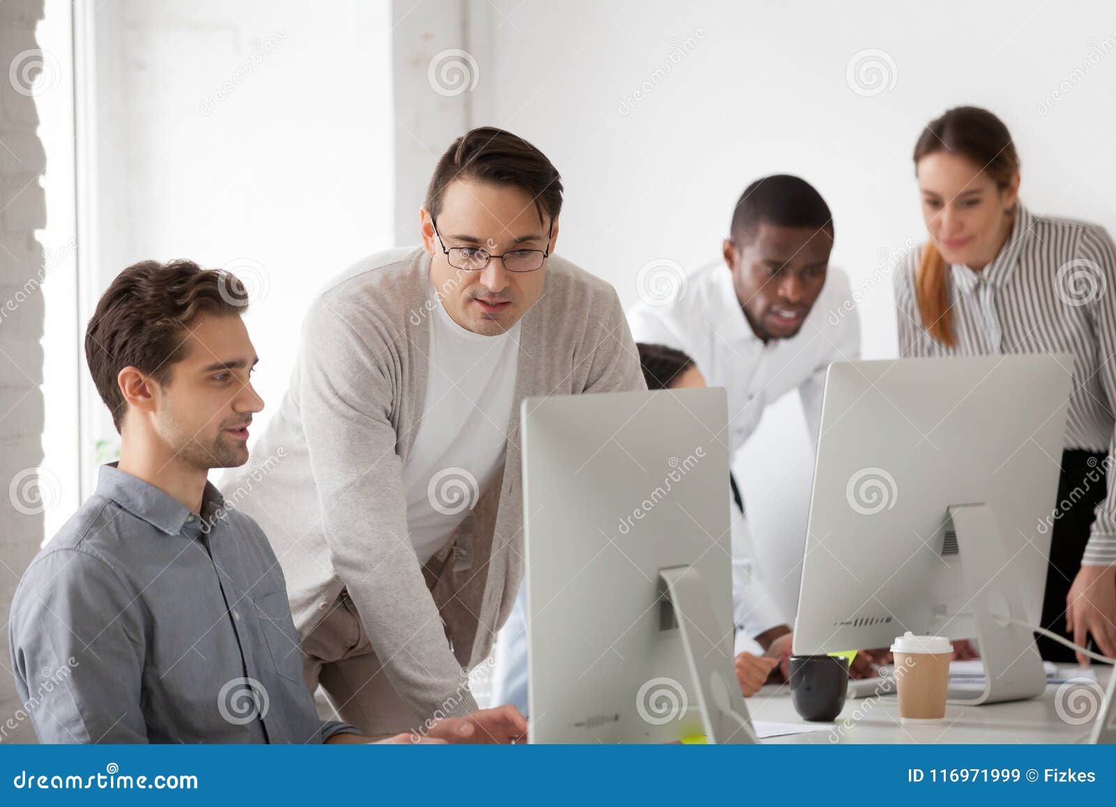 Corporate Mentor Teaching Intern Helping and Supervising Online Stock ...