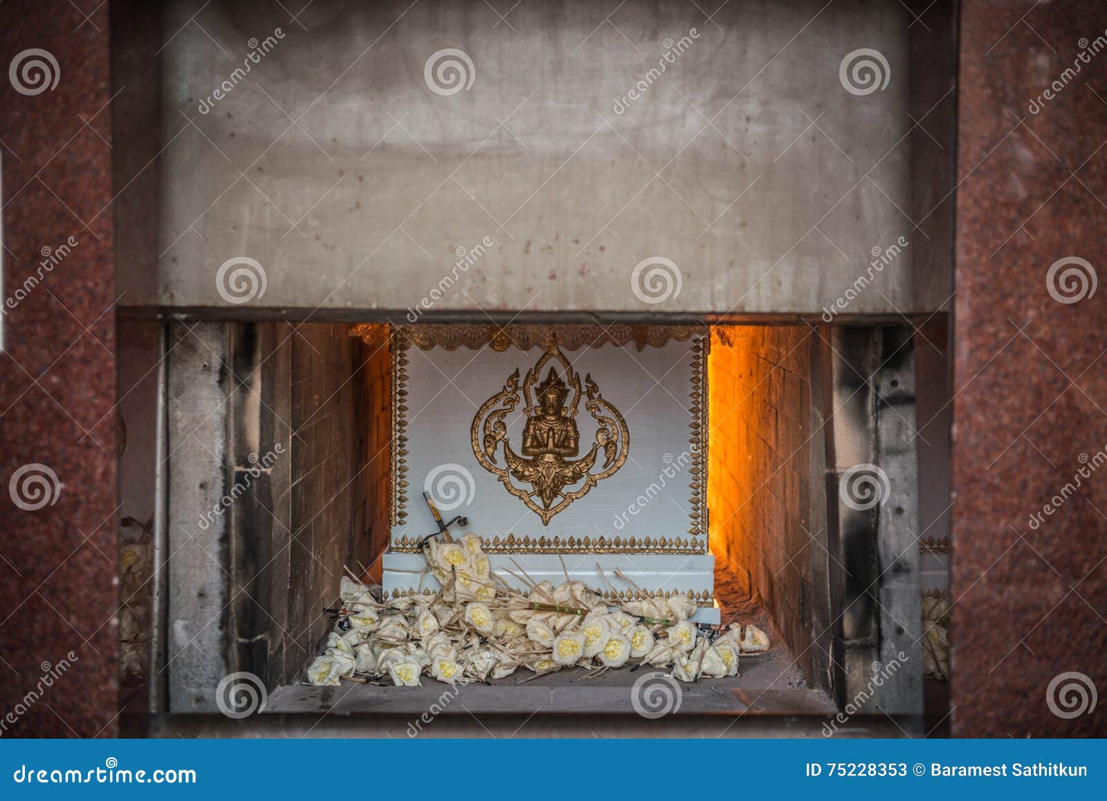 The Corpse In The Coffin Is Burning In The Cremate Stock Photography ...