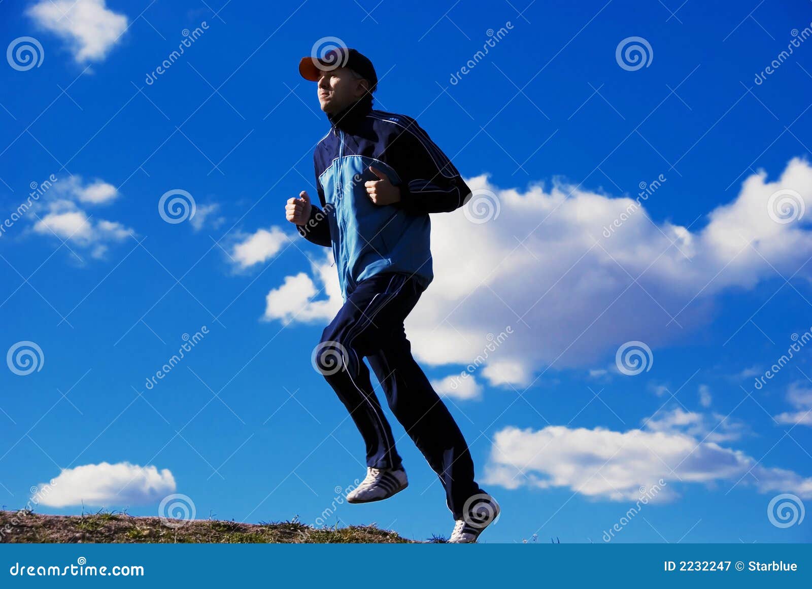 Corredor imagen de archivo. Imagen de exterior, horizontal - 2232247