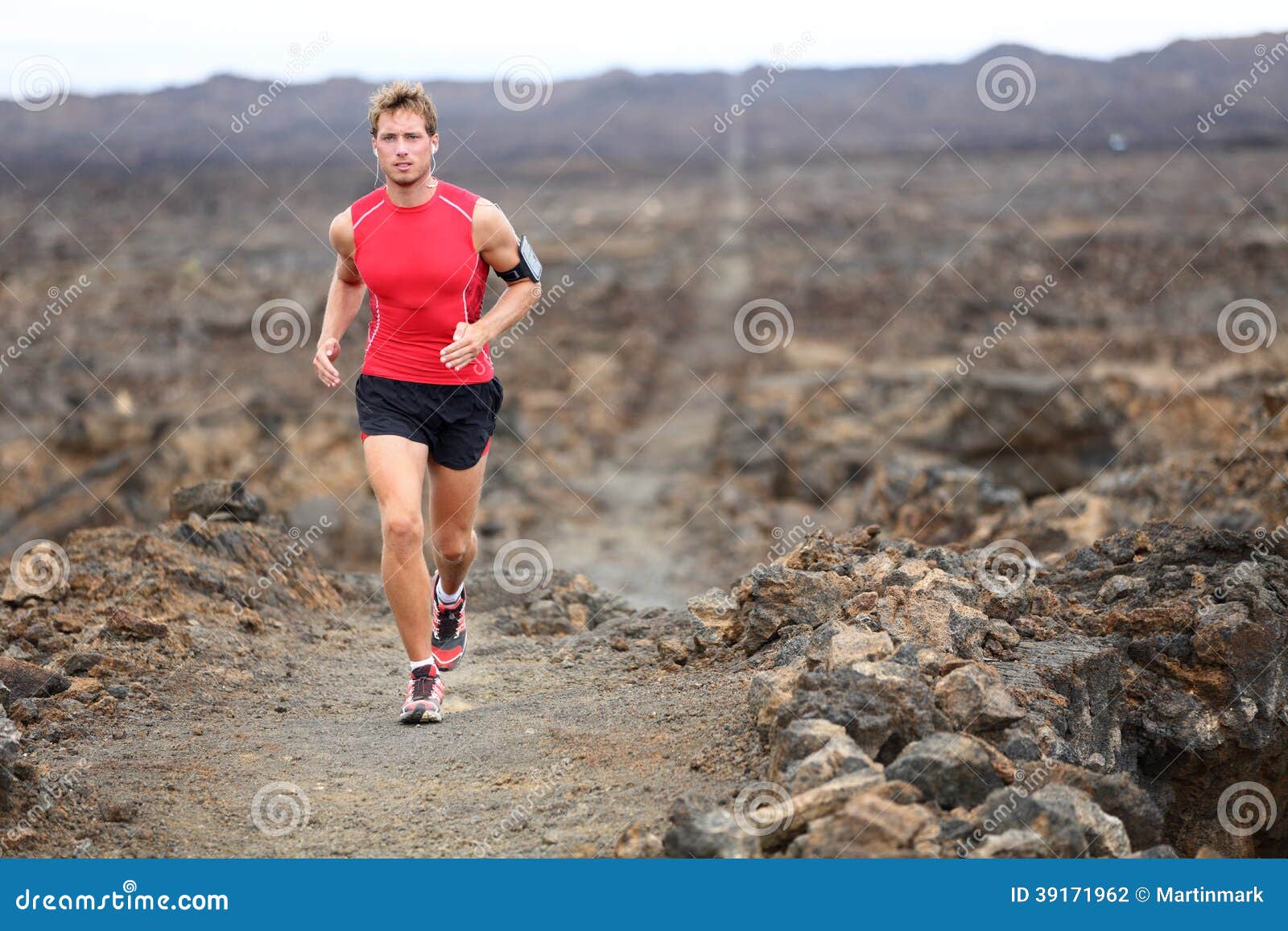 Corredor Da Fuga - Homem De Corrida Foto de Stock - Imagem de exercitar ...