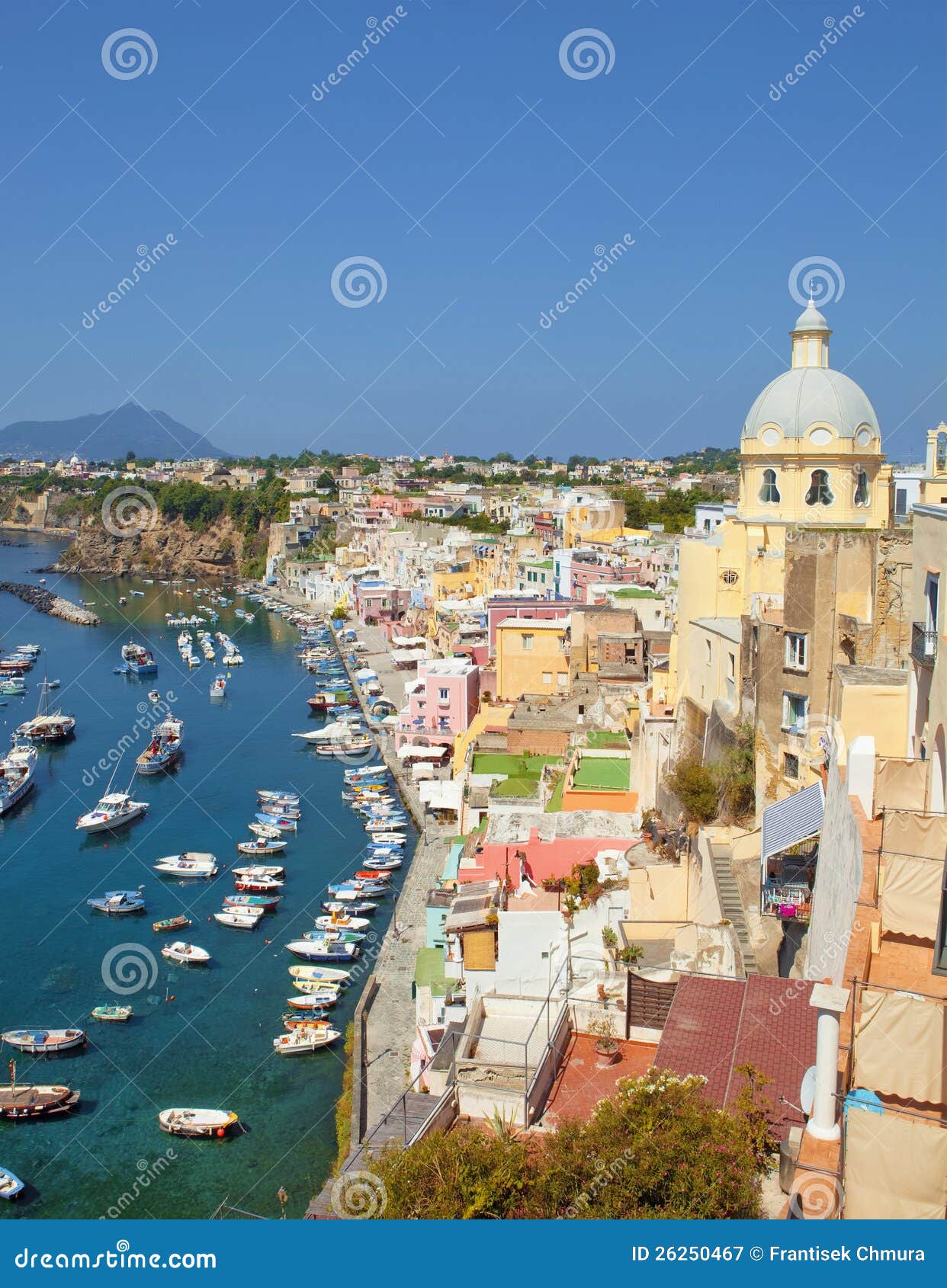 Corricella, Procida Insel, Italien Stockbild - Bild von italien, schön ...