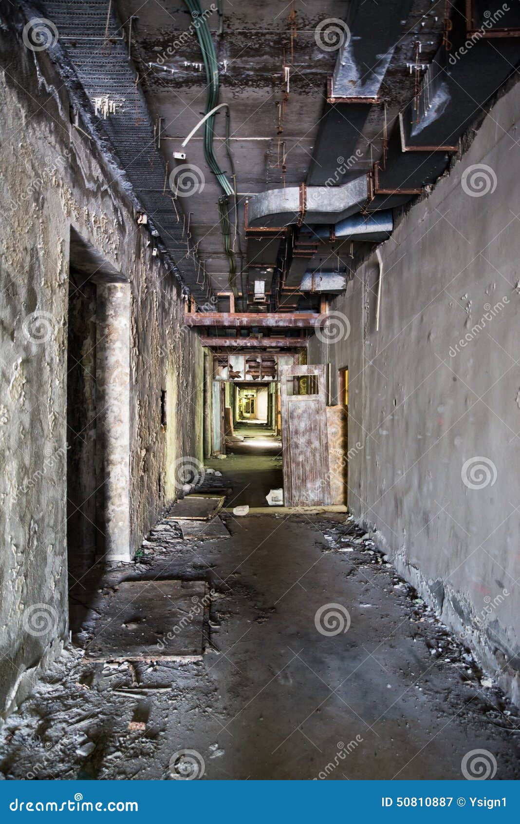Corridor in a Collapsed House Stock Image - Image of decayed, discarded ...