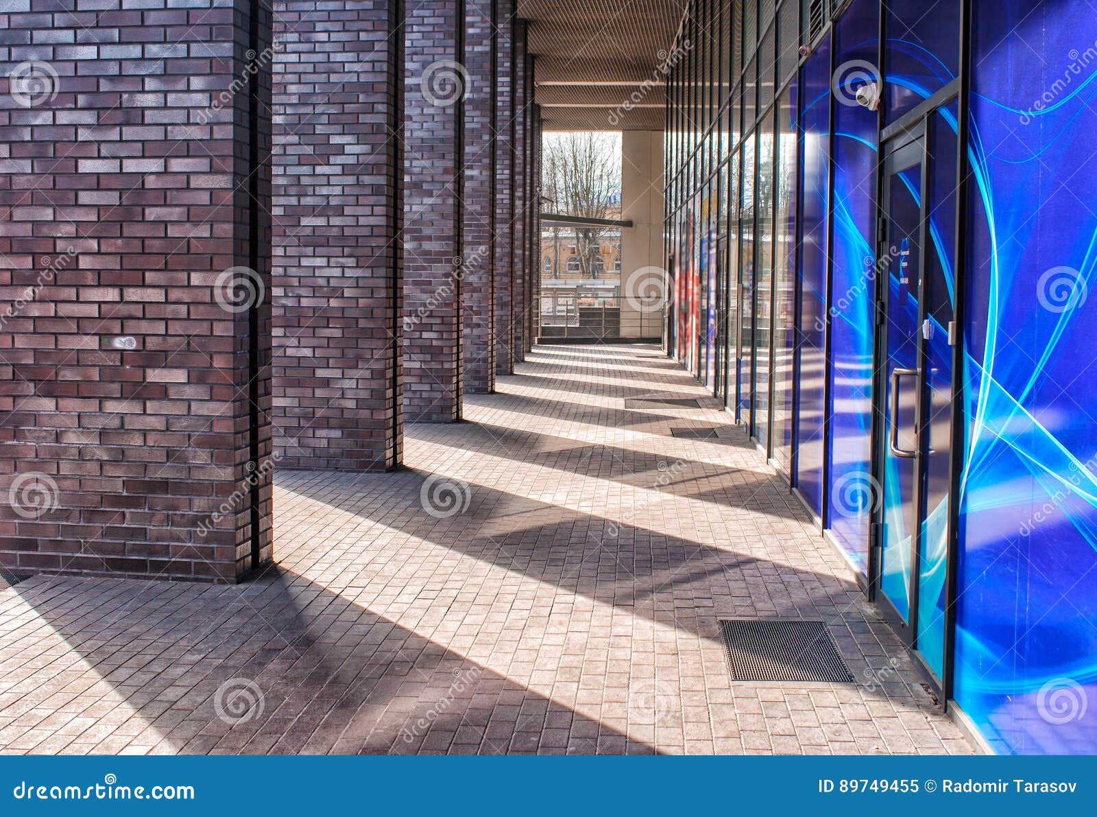 Corridor of Columns in a Modern Building Stock Image - Image of large ...