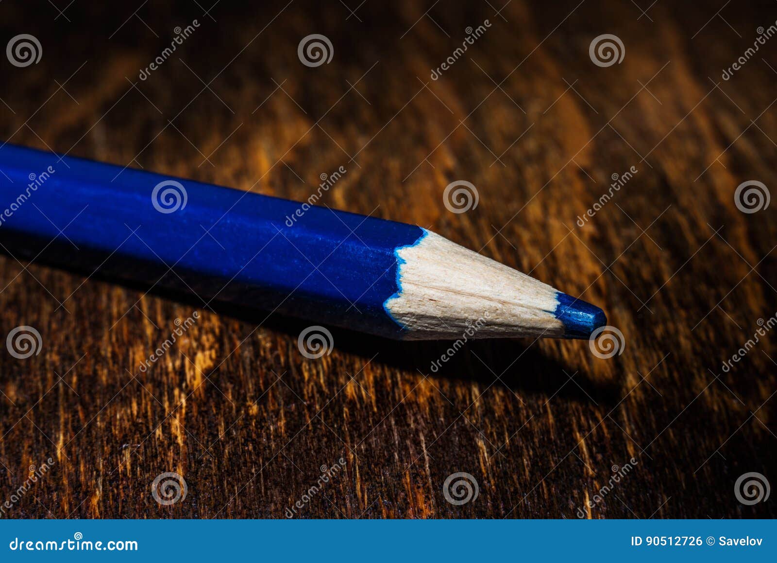 Corrija Em Uma Tabela De Madeira Foto de Stock - Imagem de ponta, fundo ...