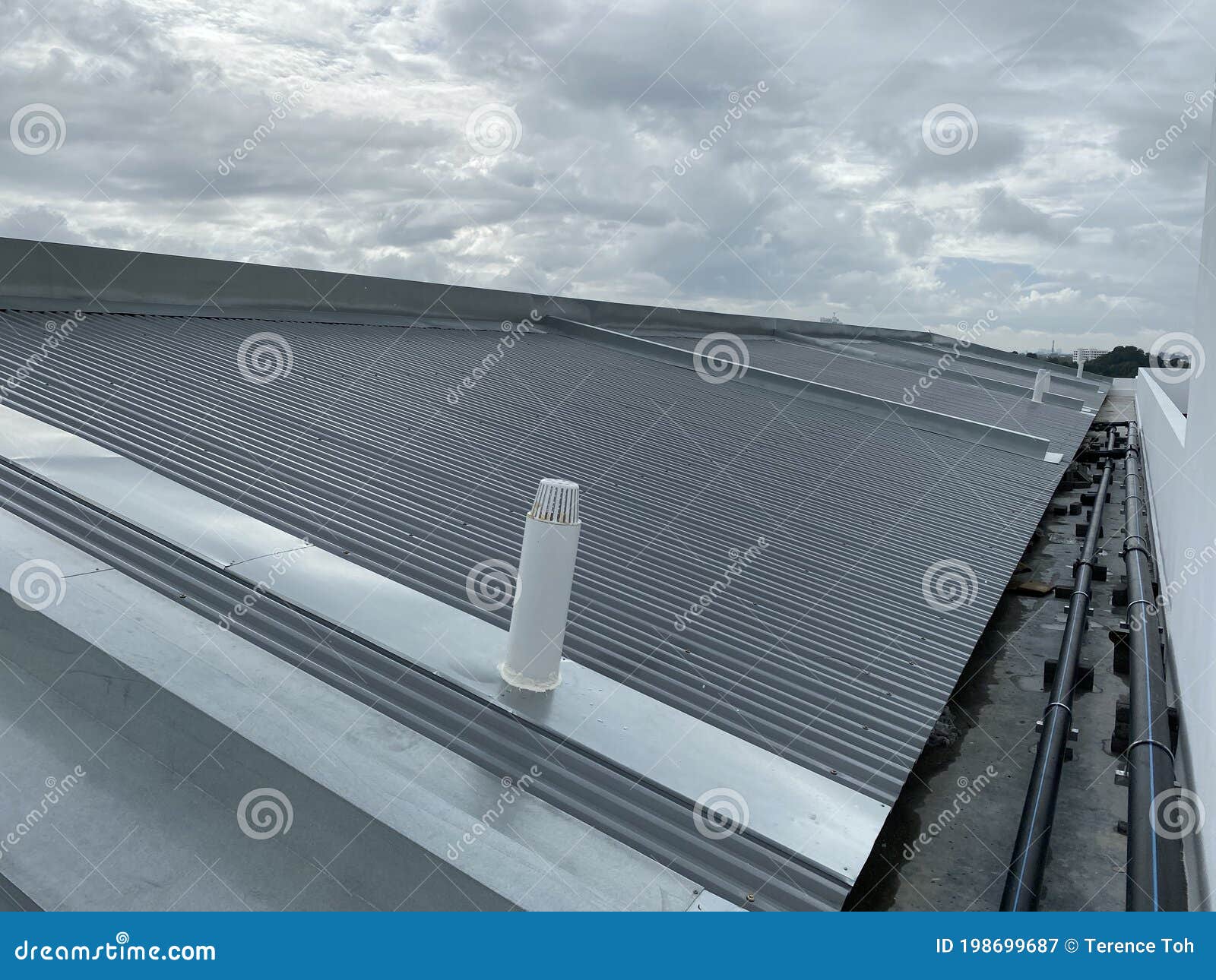 Corrugated Metal Deck Roof System with Galvanised Iron Sheets Installed ...