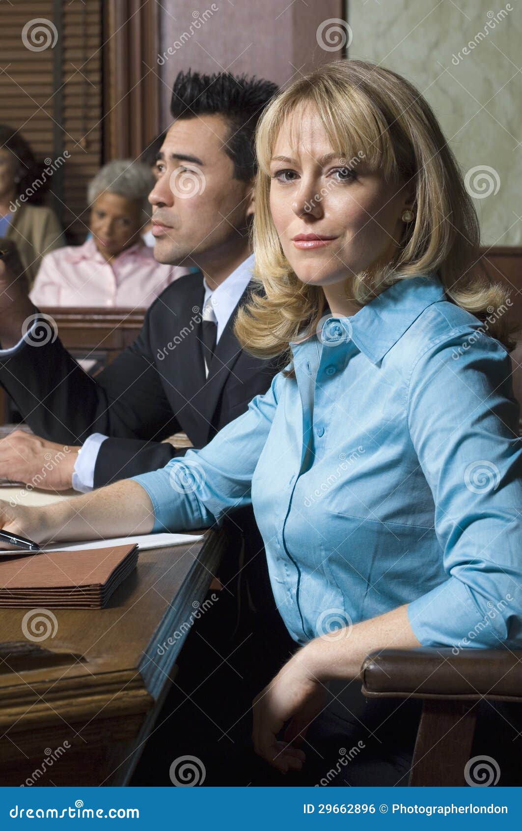 Corte De with Client in Del Abogado Defensor Foto de archivo - Imagen ...