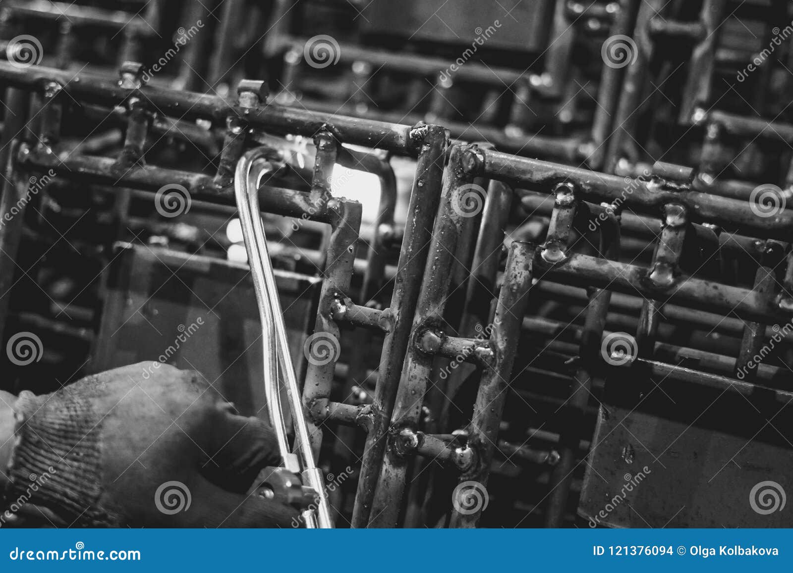 Corte Do Metal Com Tocha Do Acetileno Foto de Stock - Imagem de ...