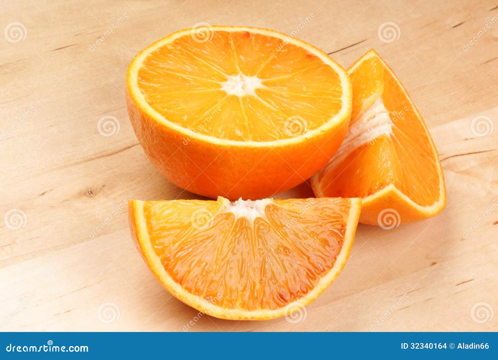 Corte a laranja foto de stock. Imagem de suculento, orgânico - 32340164