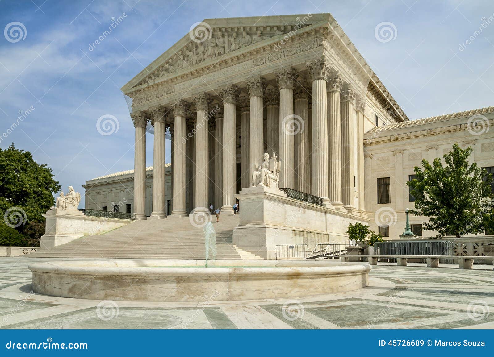 Corte suprema imagem de stock. Imagem de arquitetura - 45726609