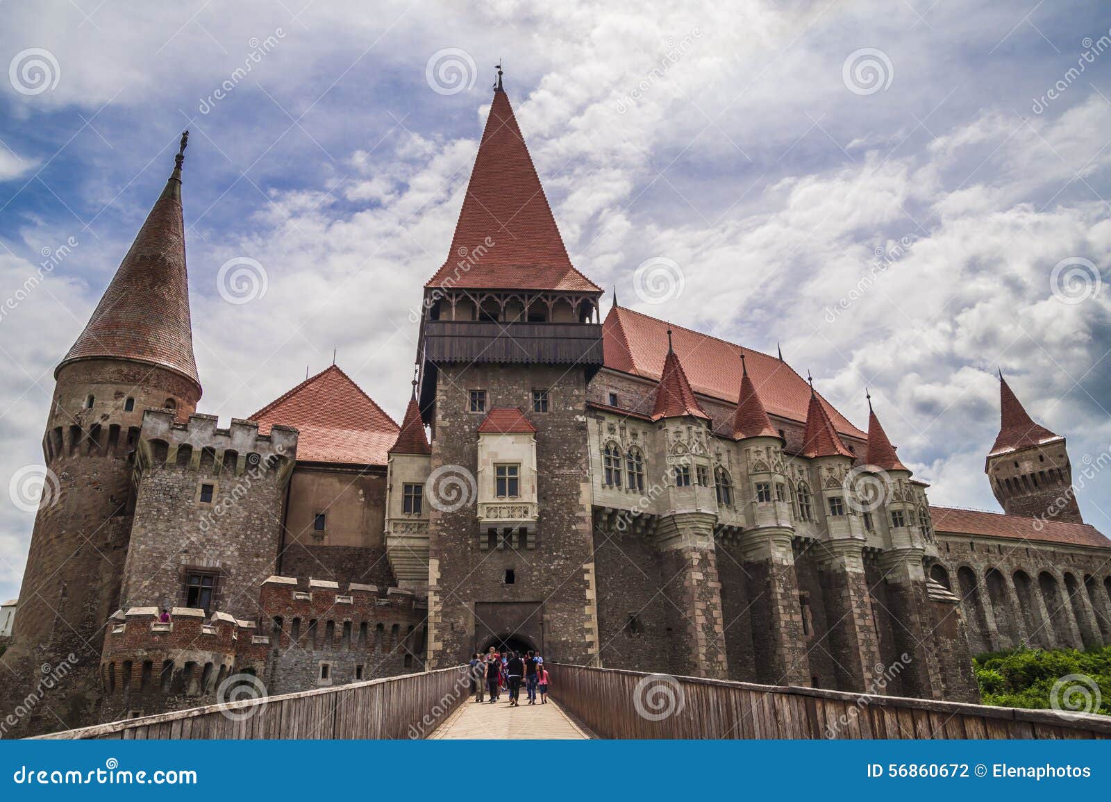 Corvin Castle in Hunedoara, Romania Editorial Photography - Image of ...