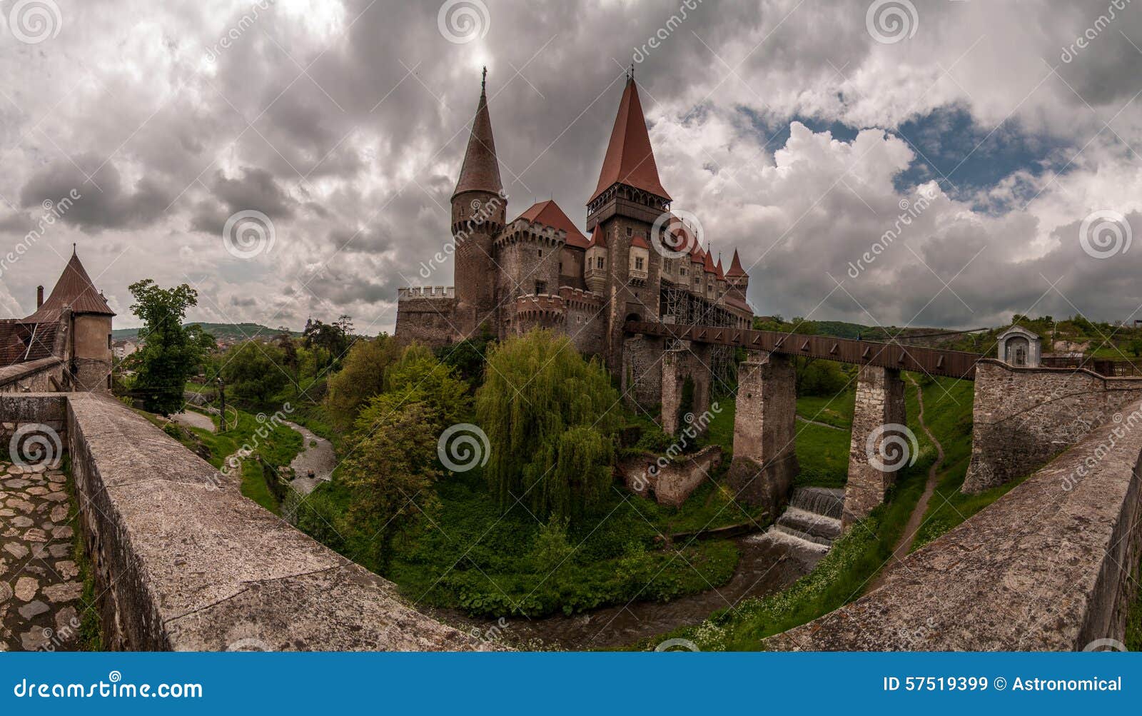 Passage - Corvin Castle Or Hunyadi Castle Castelul Corvinilor Sau ...