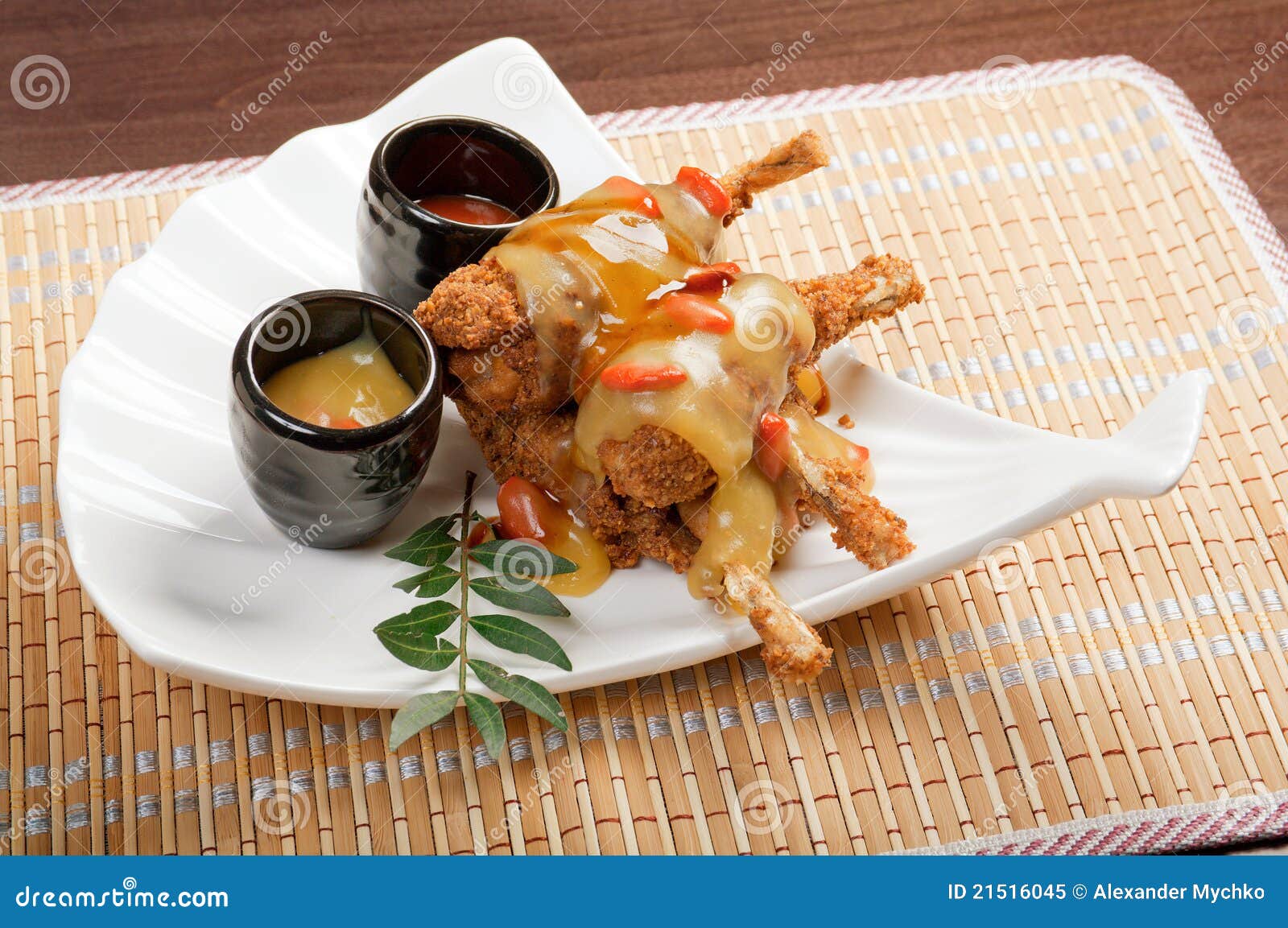 Cosce di rane fritte immagine stock. Immagine di gusto - 21516045