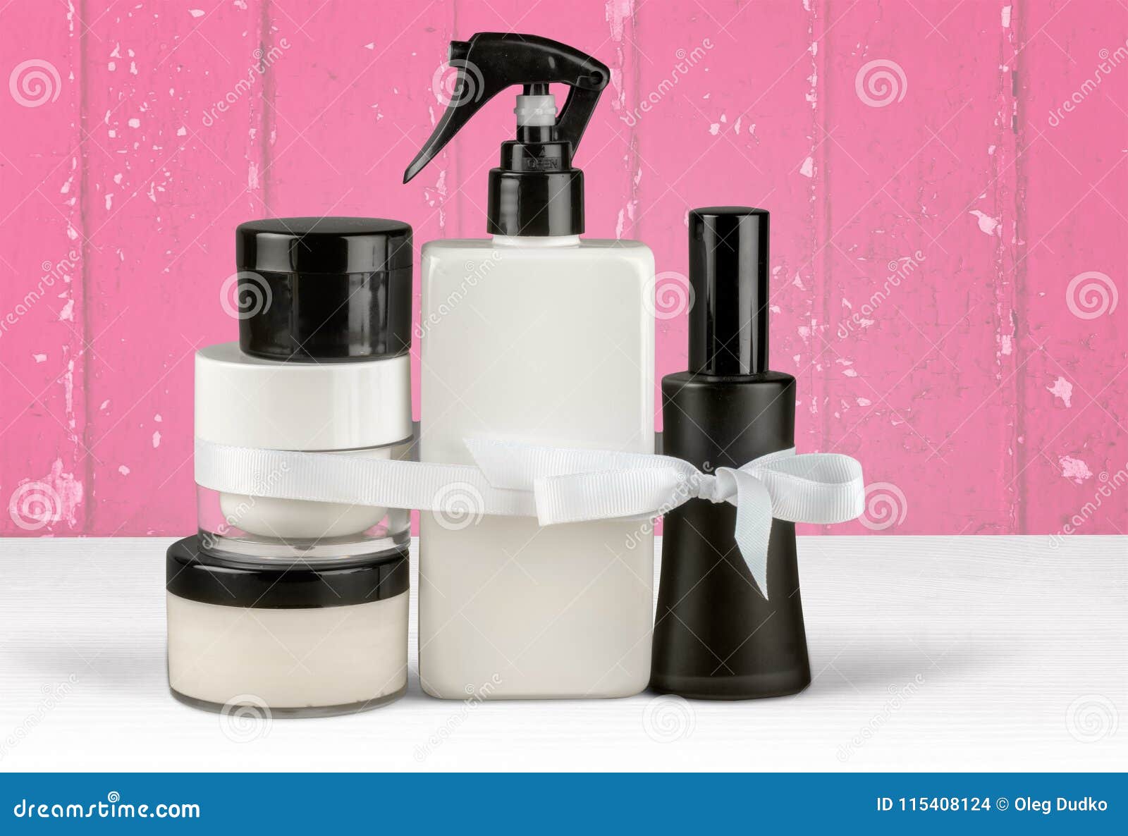 Cosmetici fotografia stock. Immagine di retail, richiedere - 115408124