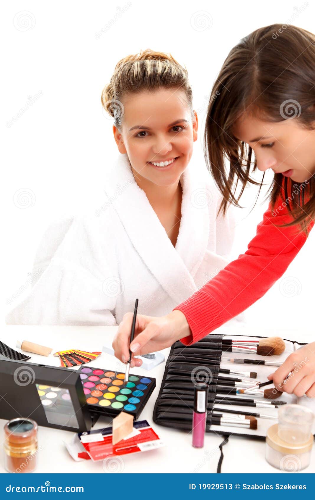 Cosmetician doing makeup stock image. Image of cosmetician - 19929513