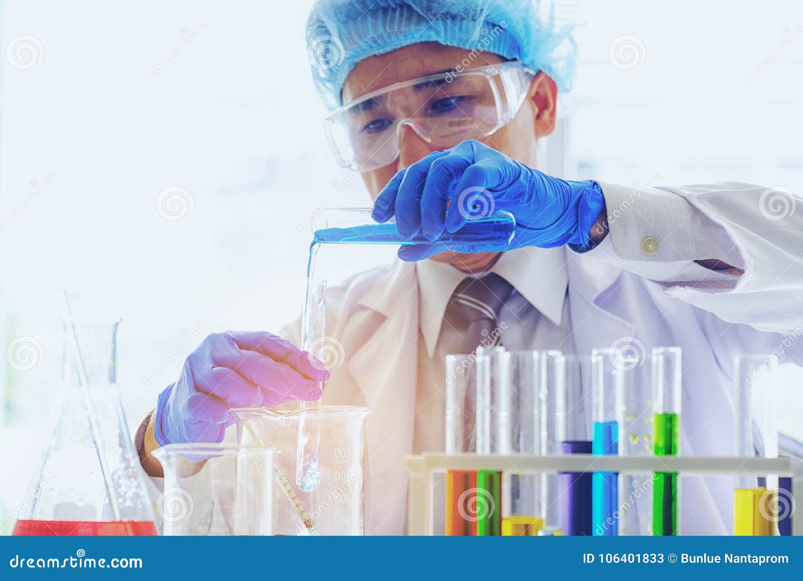 Cosmetics Sciences, Conical Flask in Scientist Hand Laboratory R Stock ...