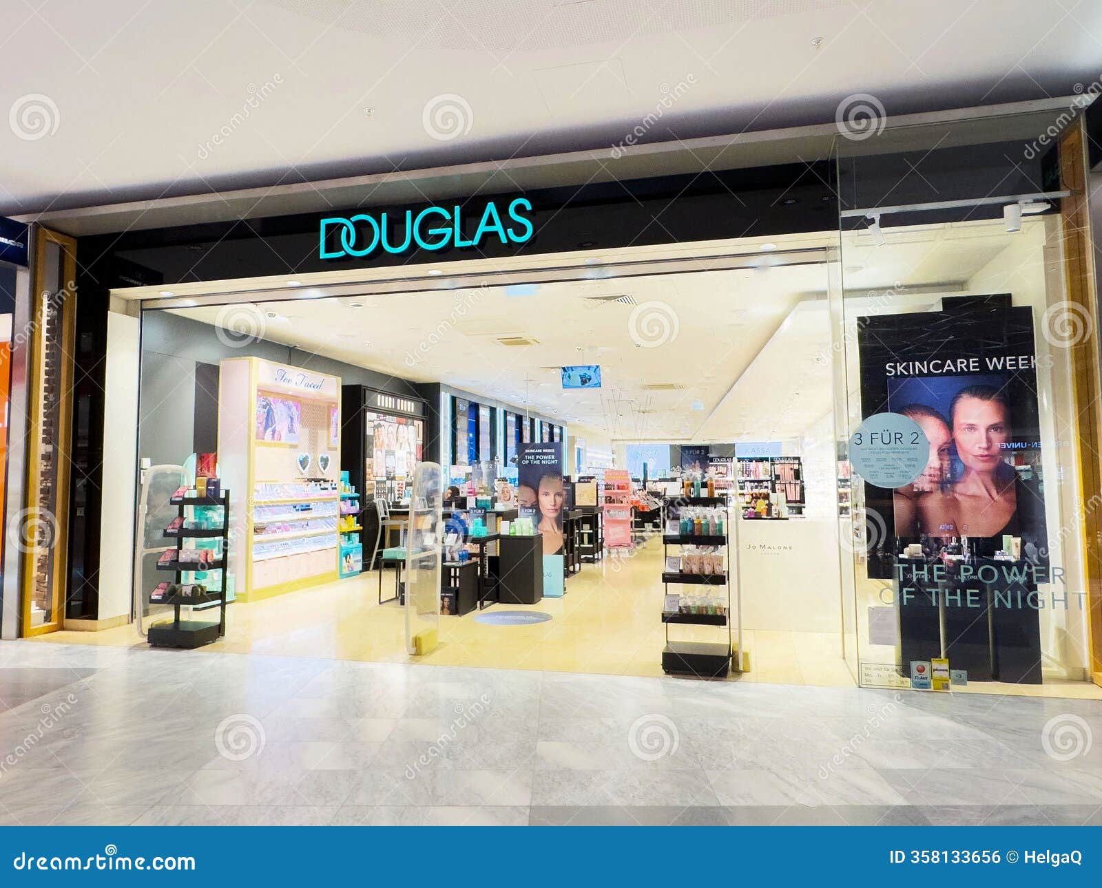 Cosmetics Storefront with Bright Interior in Shopping Mall Editorial ...