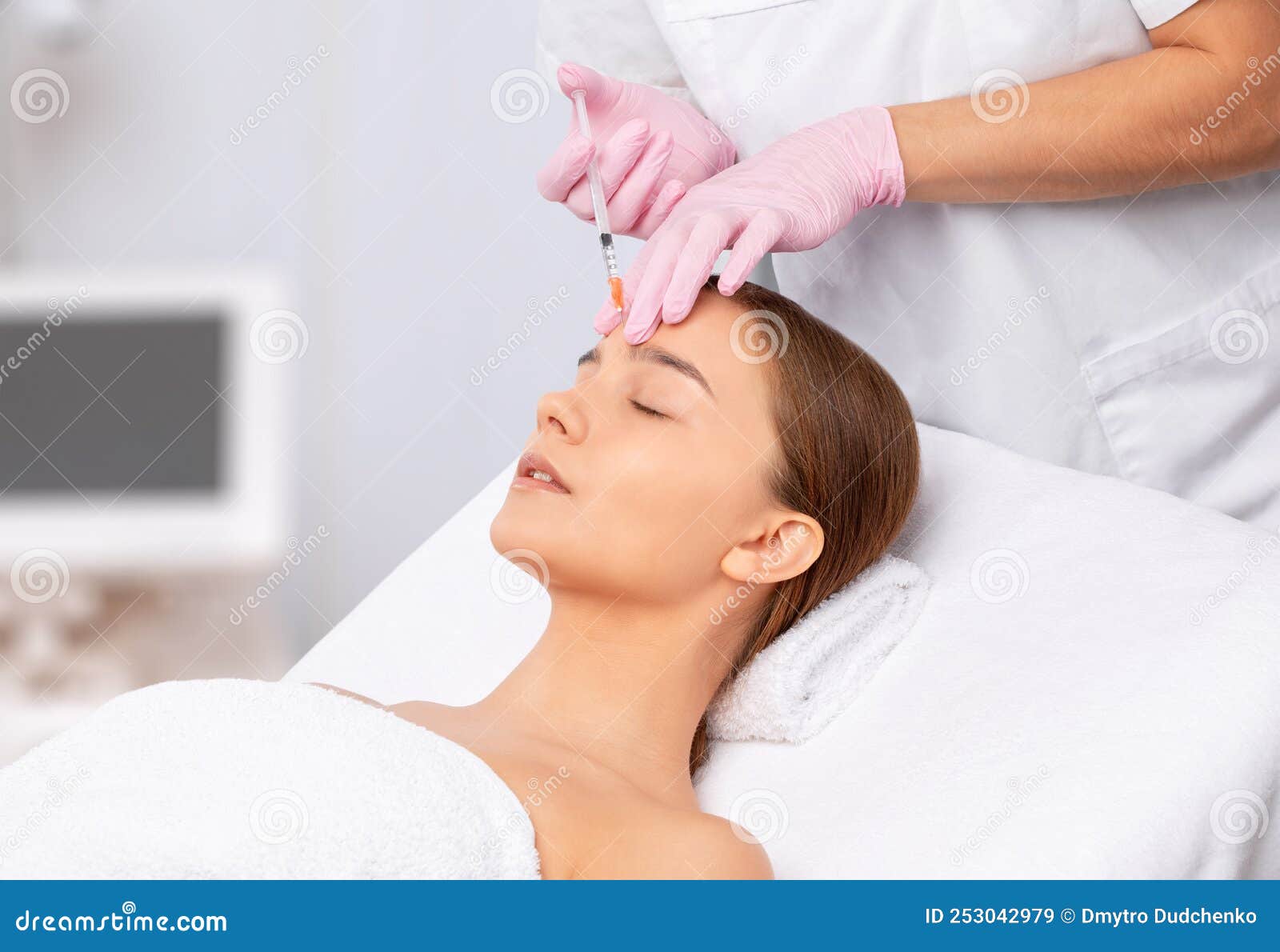 Cosmetologist Makes Rejuvenating Anti Wrinkle Injections On The Face Of