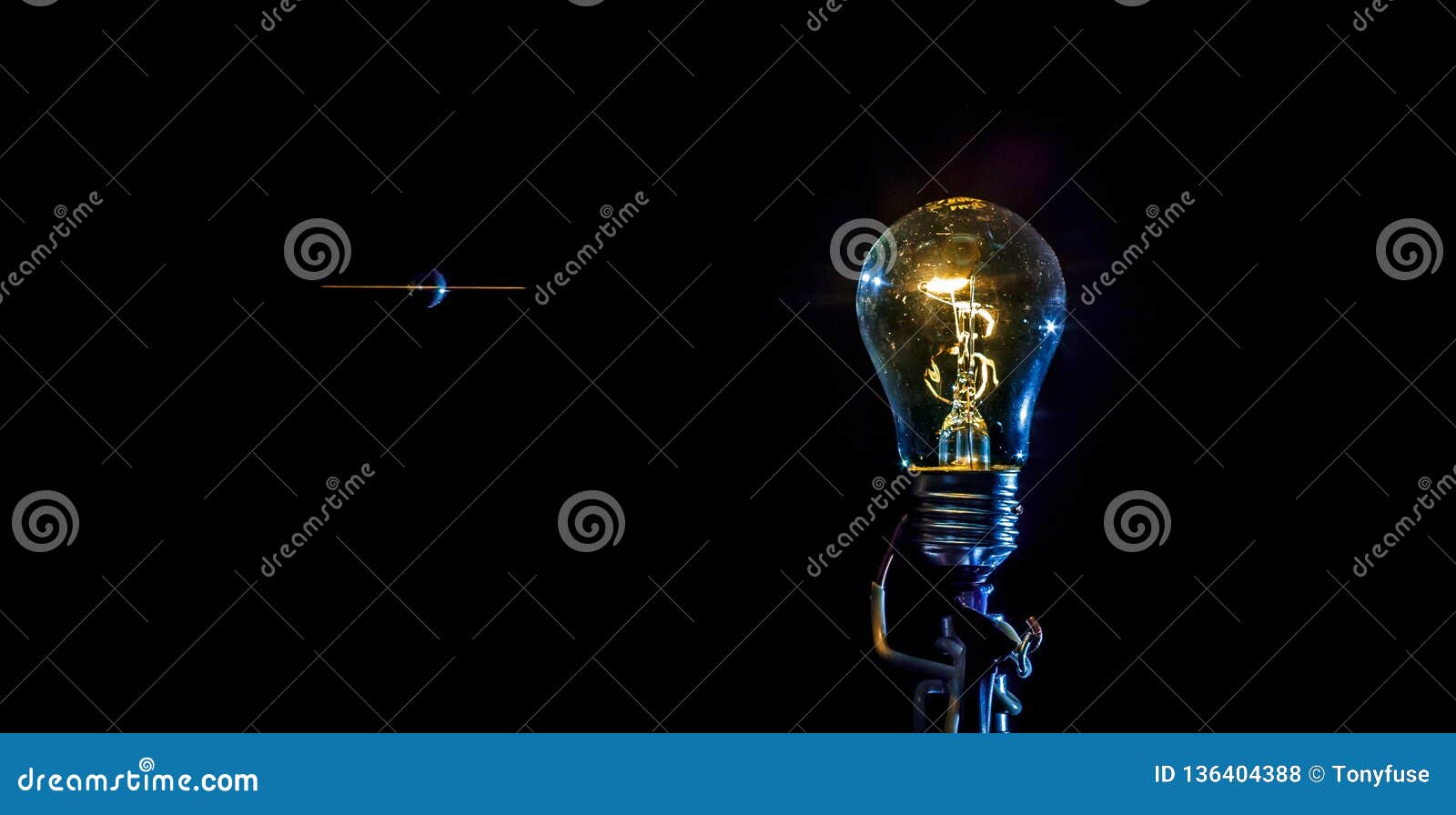 Amazing Explosion of a Burning Light Bulb with Splinters and Smoke ...