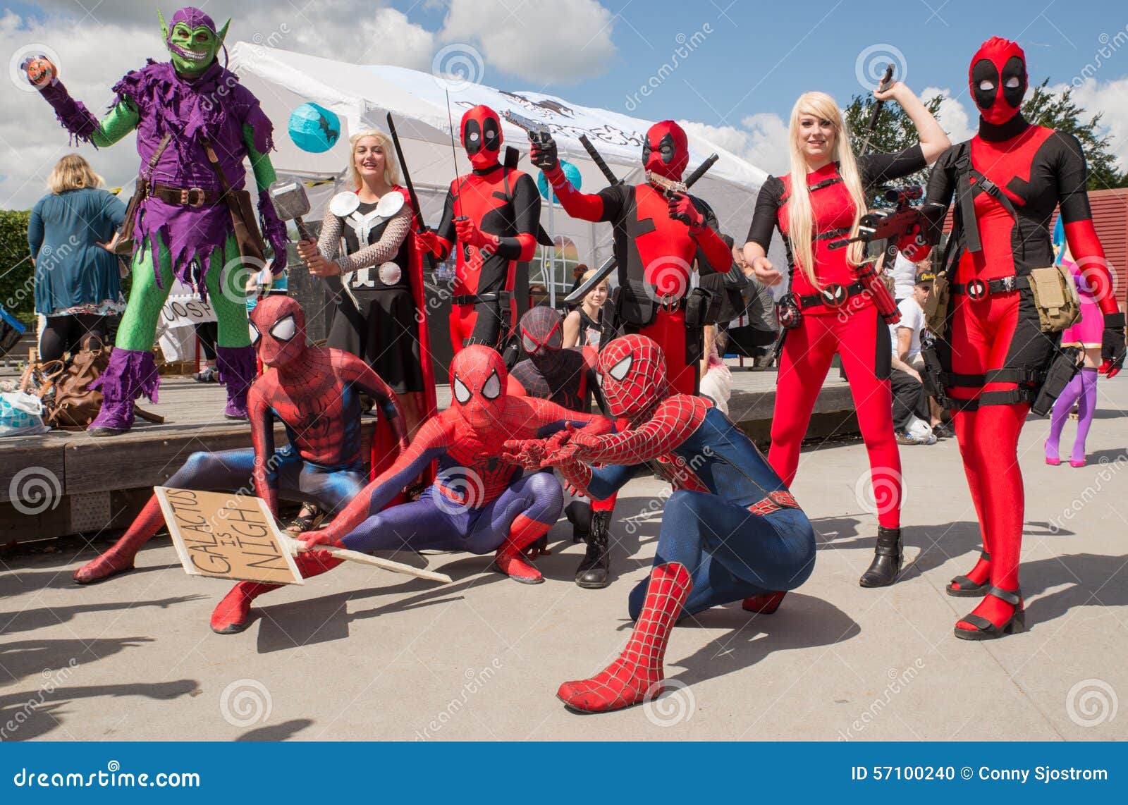 Cosplayer sueco joven imagen editorial. Imagen de juego - 57100240