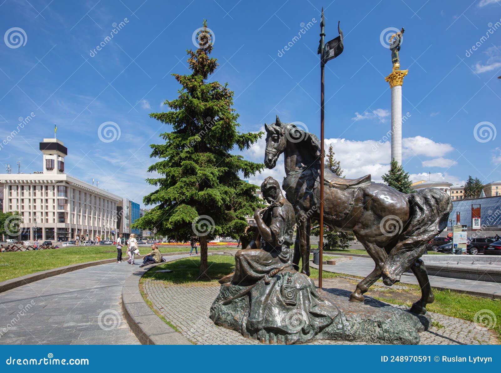 Cossack Mamay Monument in Kyiv, Ukraine Editorial Photo - Image of ...