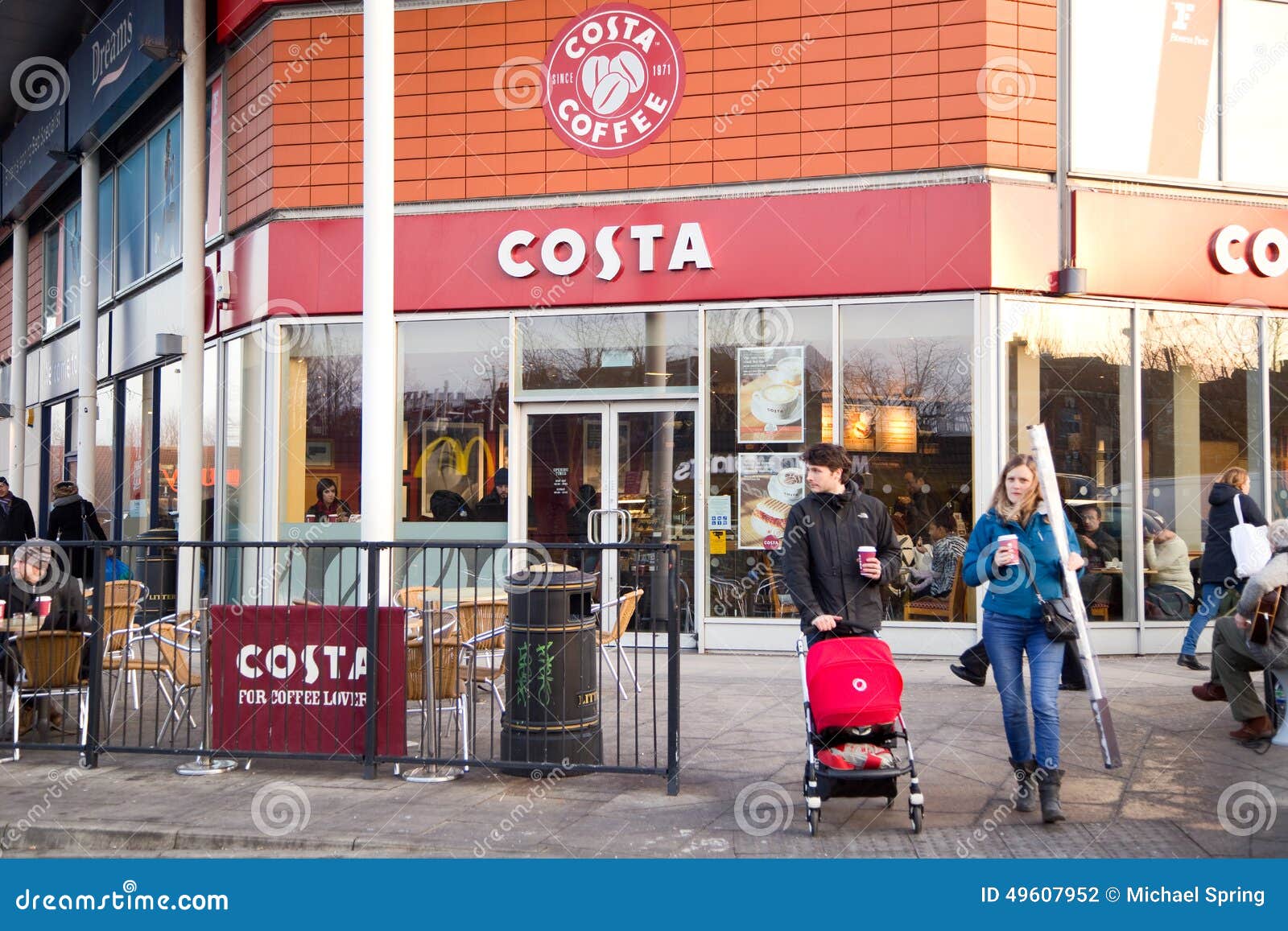 Costa Coffee fotografía editorial. Imagen de exterior - 49607952