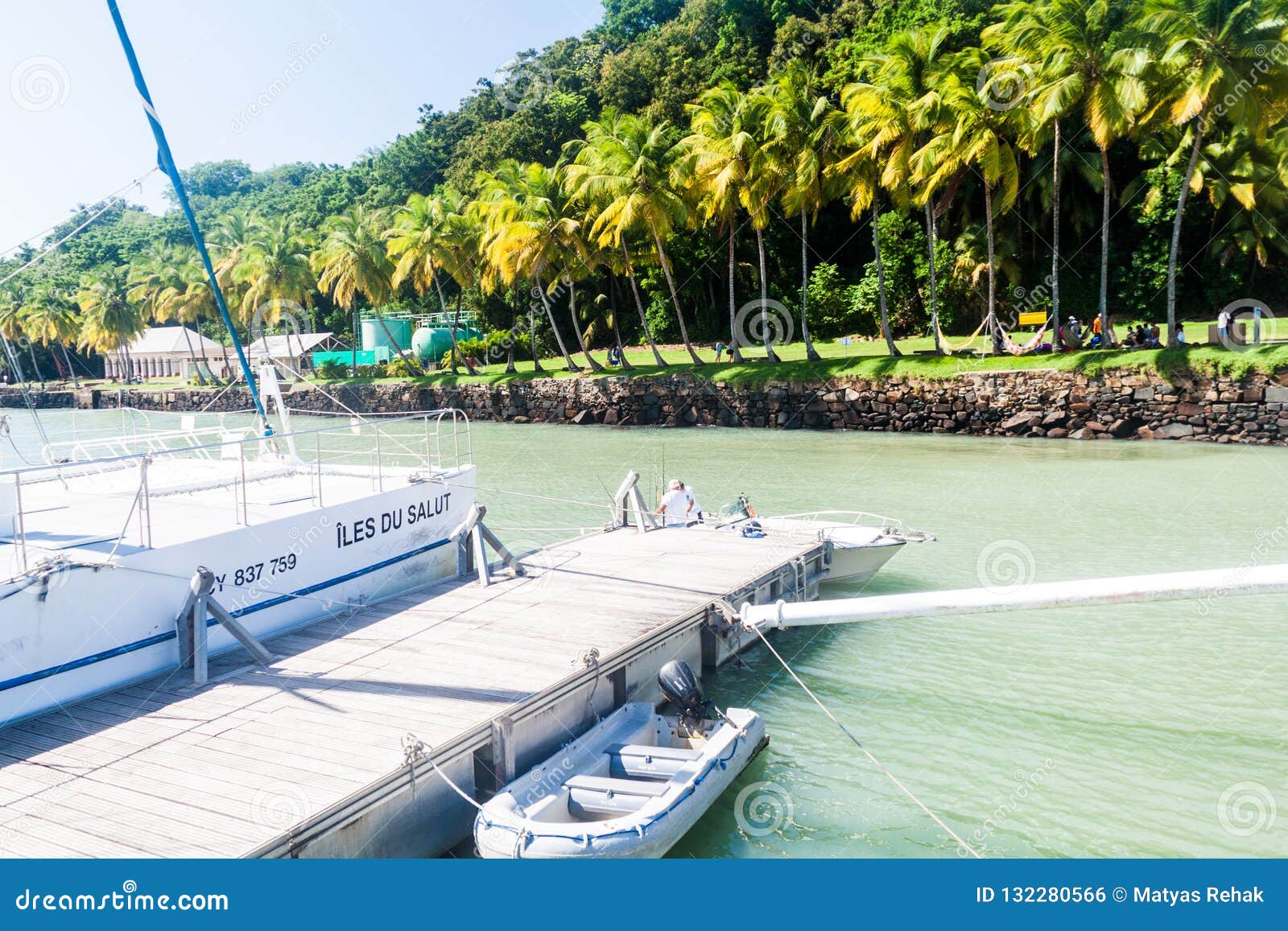 Costa de Ile Royale foto editorial. Imagem de francês - 132280566