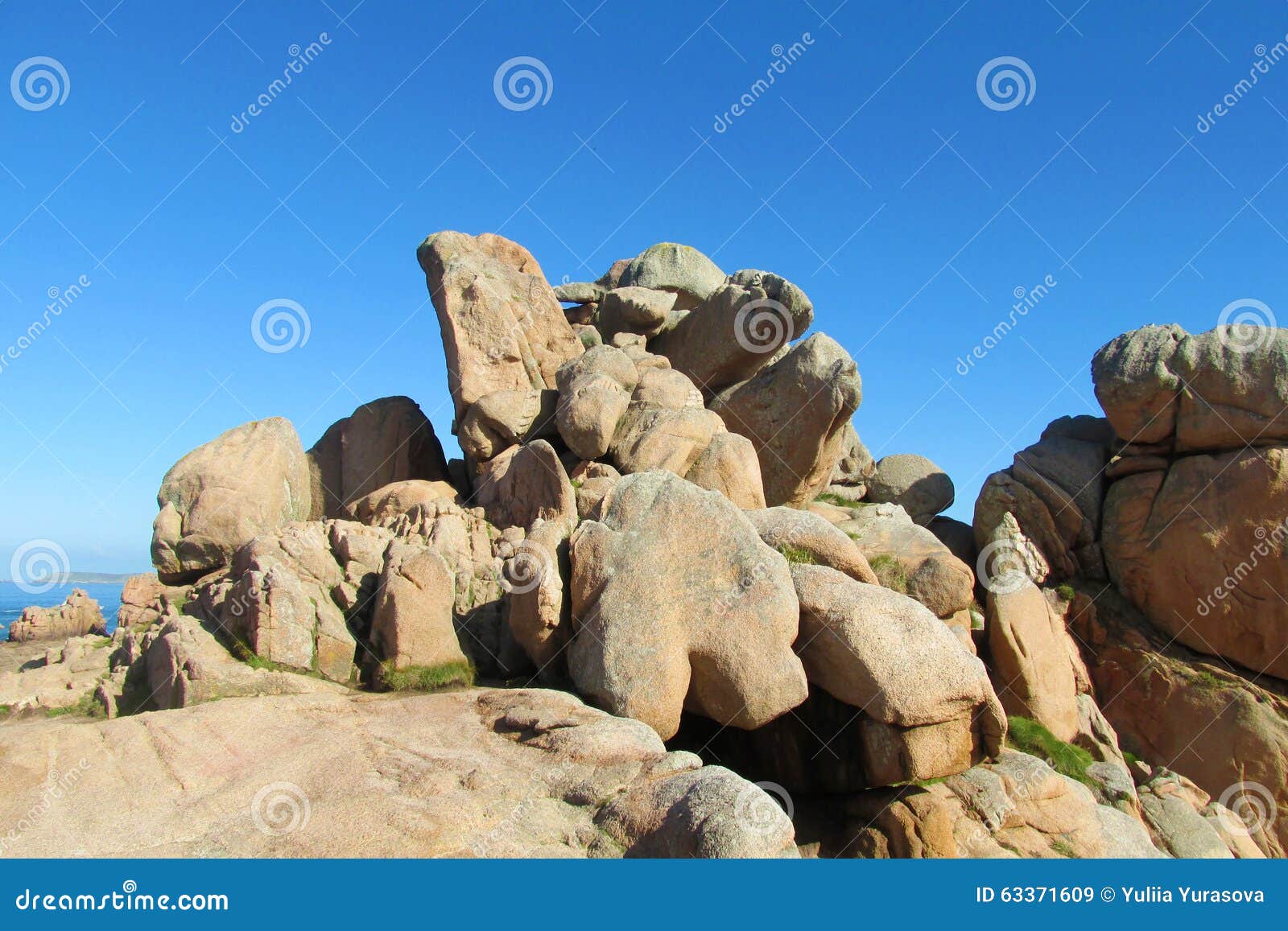 Costa De Mar Cor-de-rosa Do Granito Imagem de Stock - Imagem de ...