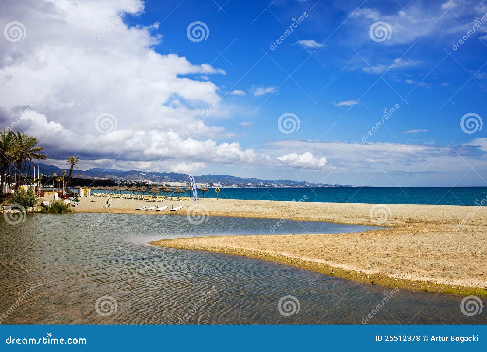Costa del Sol in Spagna fotografia stock. Immagine di spruzzo - 25512378