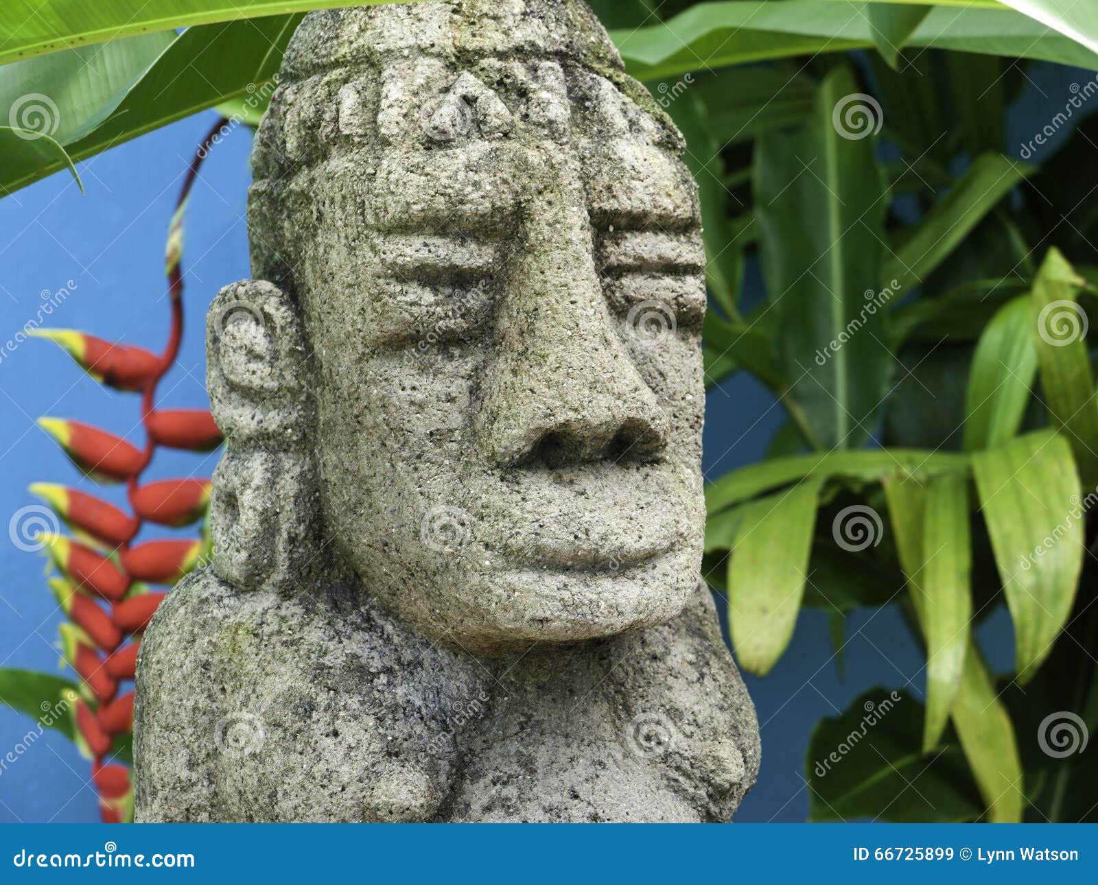 Costa Rica Mayan Sculpture image stock. Image du humain - 66725899