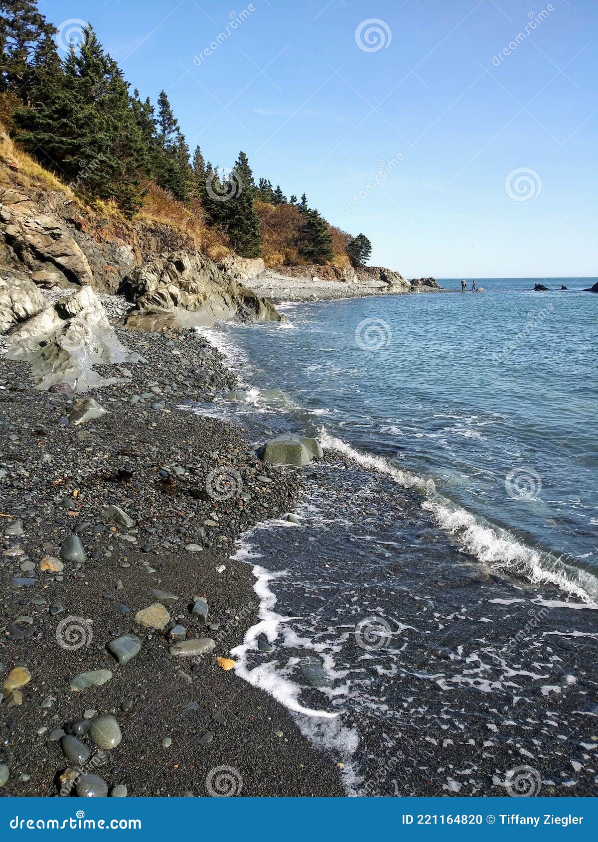 Costa Rochosa Do Continente Foto de Stock - Imagem de terreno, enseada ...