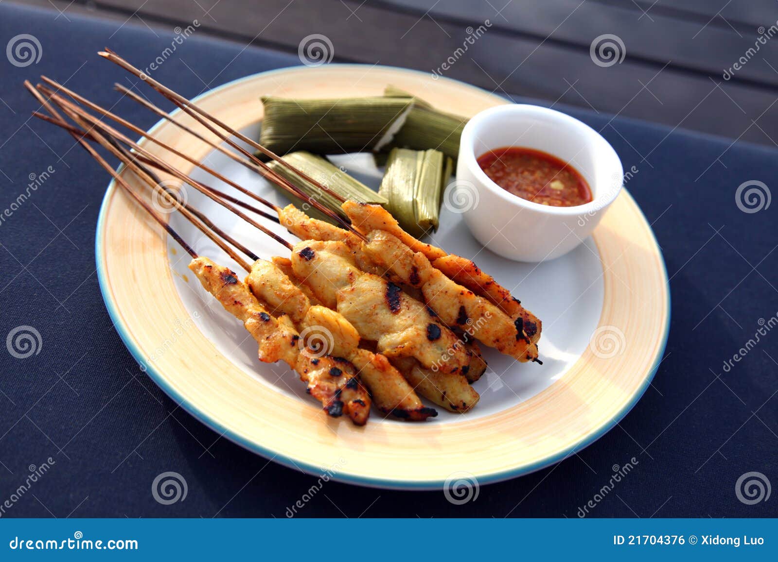 Costas da galinha foto de stock. Imagem de churrasco - 21704376