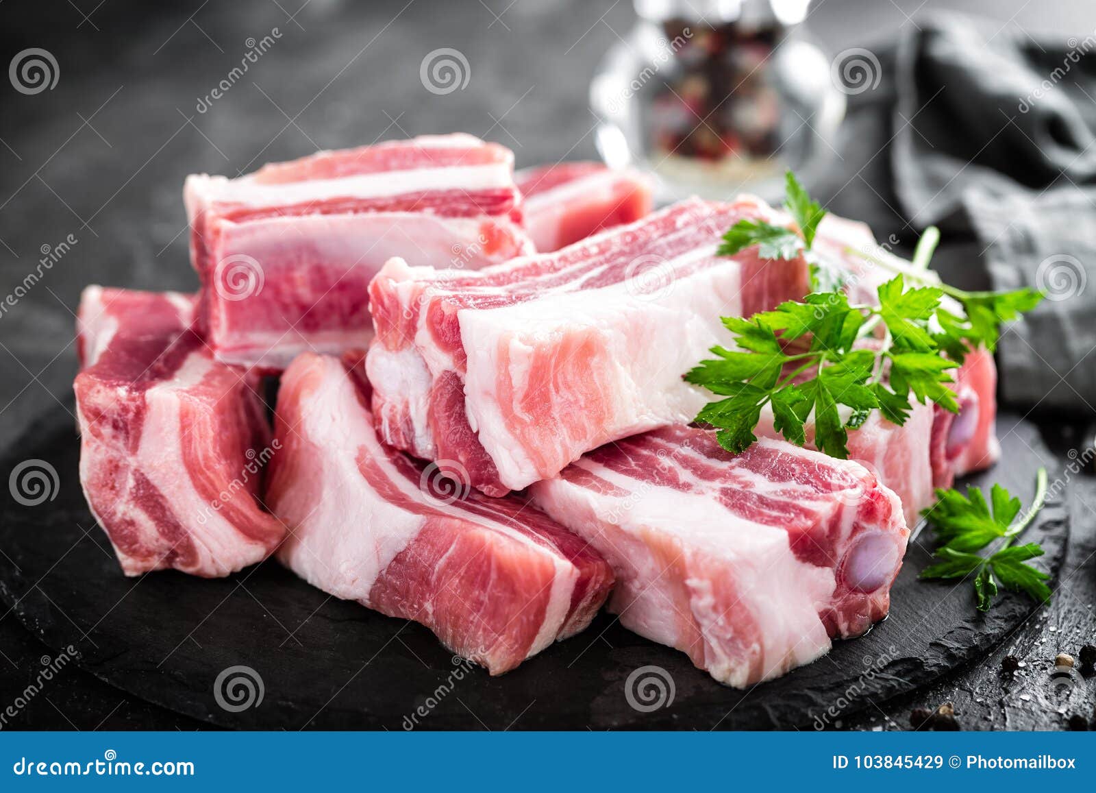 Costillas De Cerdo, Carne Cruda Imagen de archivo - Imagen de hueso ...