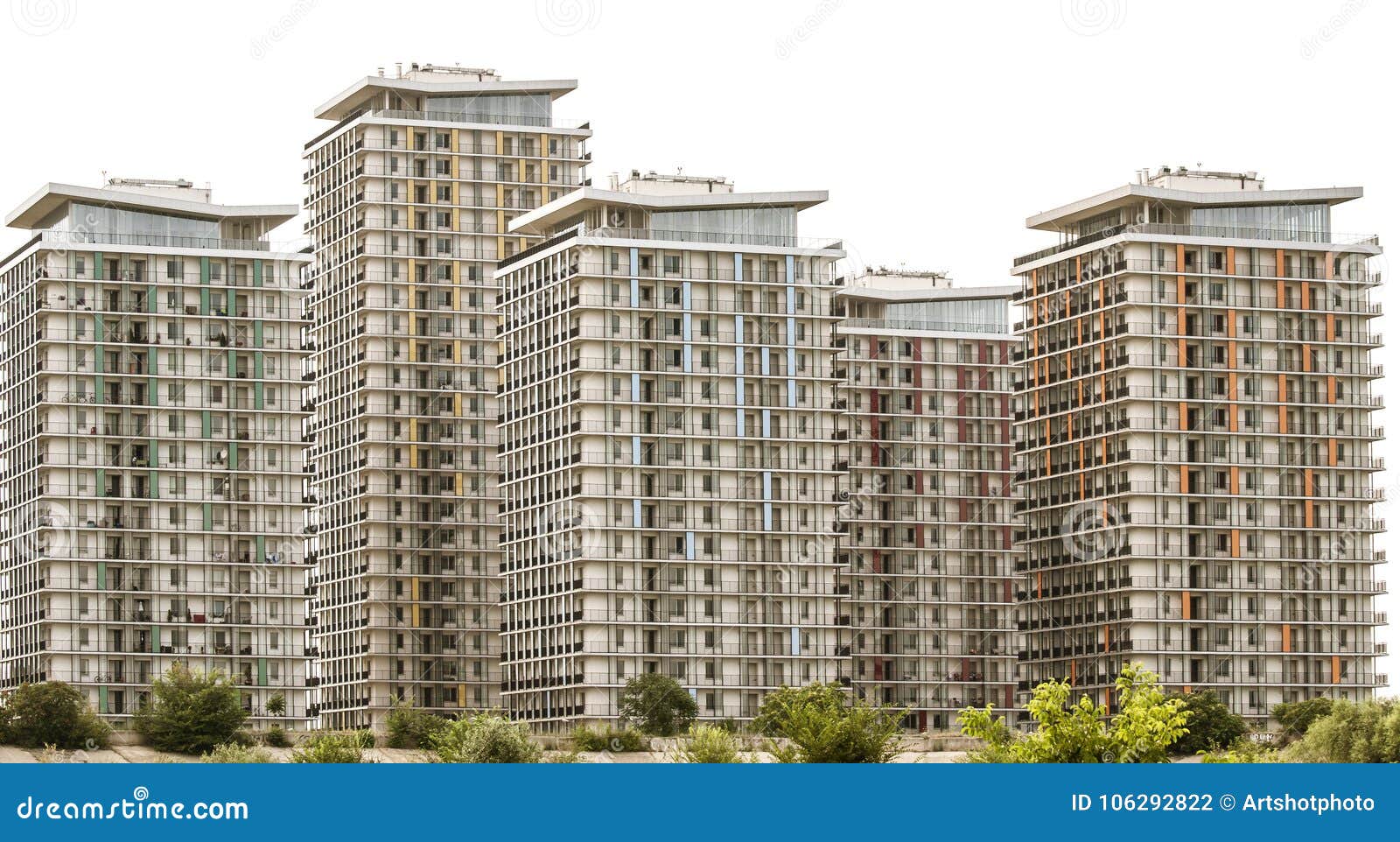 Costruzioni moderne fotografia stock. Immagine di vicinanza - 106292822