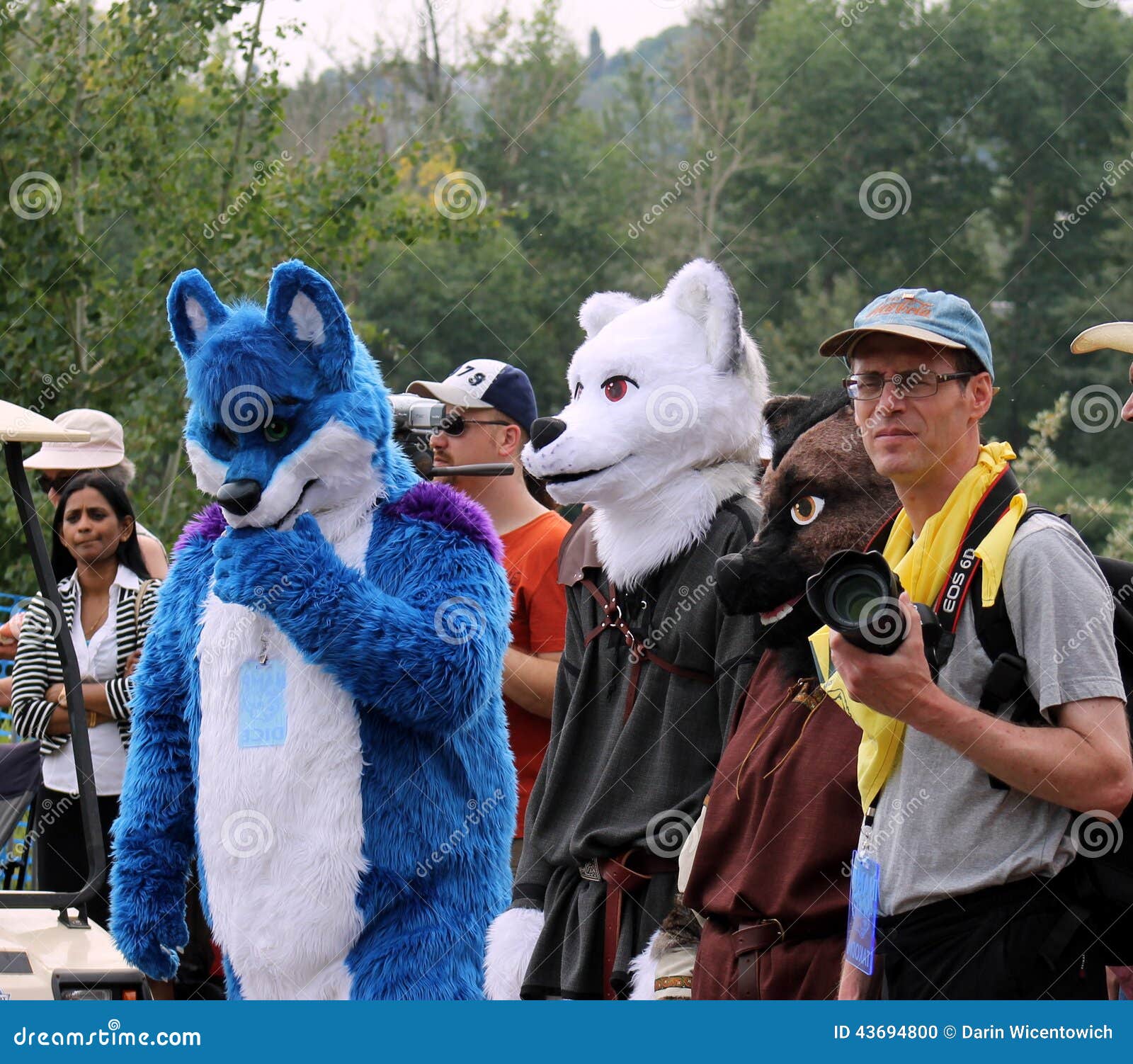 Costumed Animals Amongst Crowd Editorial Image - Image of bear, blue ...