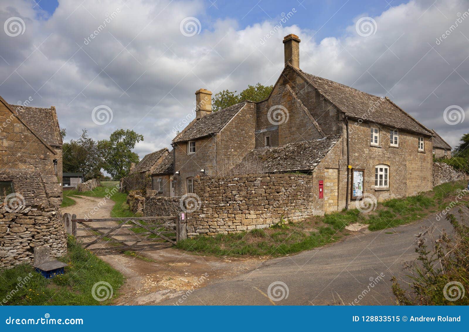 Cotswold Farm at Cutsdean, Gloucestershire, England Stock Image - Image ...