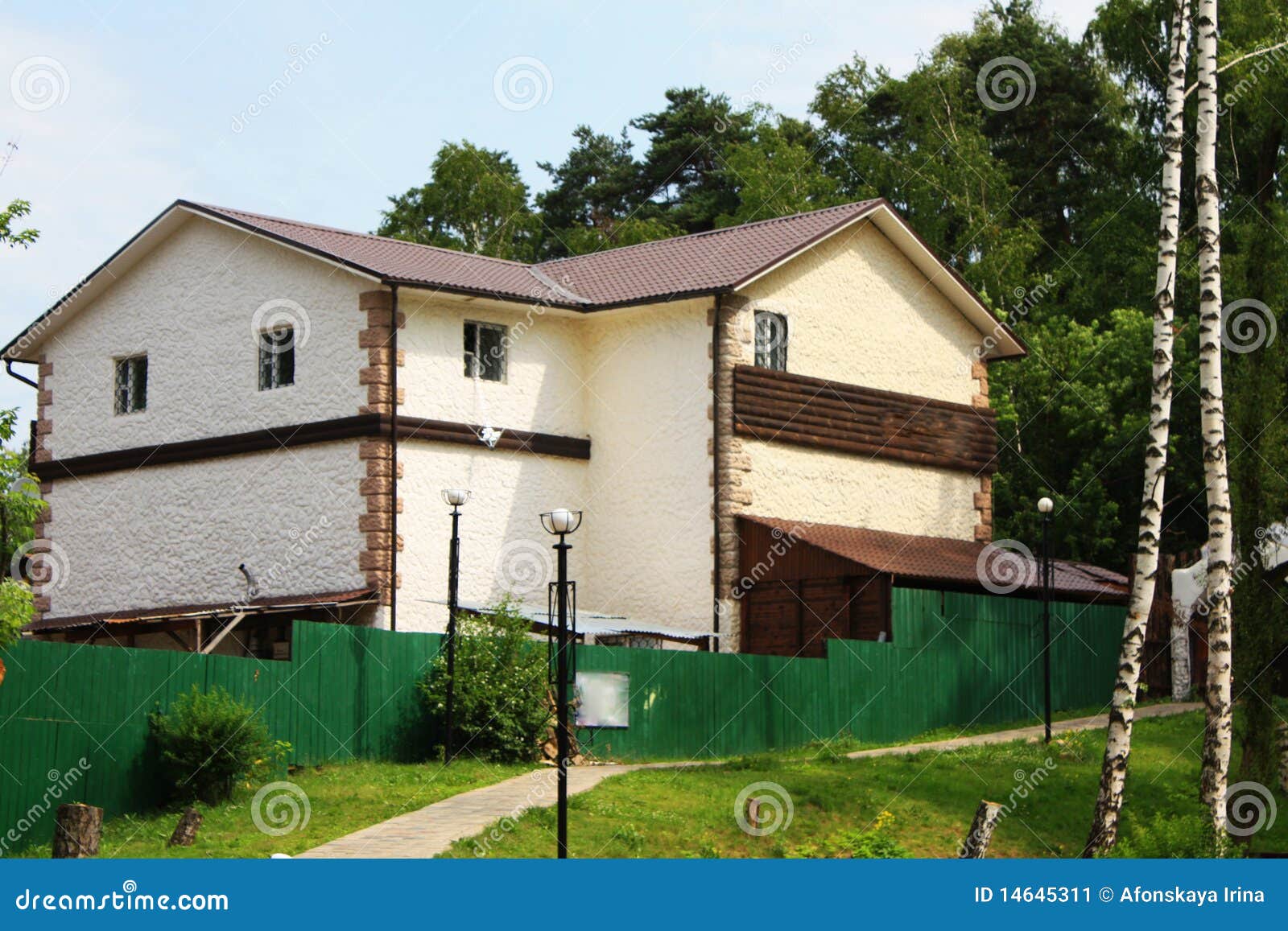 Cottage and birch trees stock image. Image of village - 14645311