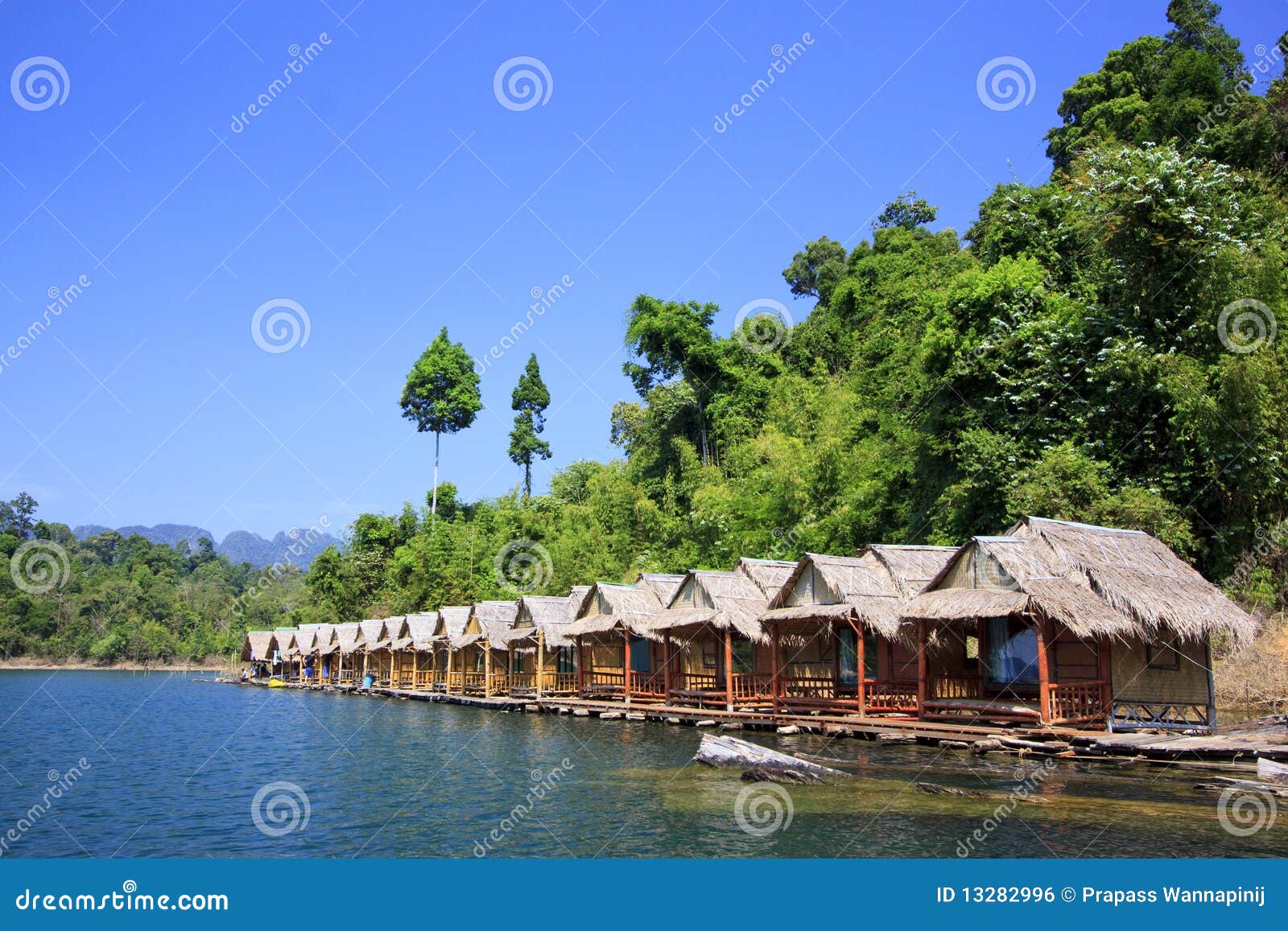 Cottage Style Riverside Resort Stock Photos - Free & Royalty-Free Stock ...