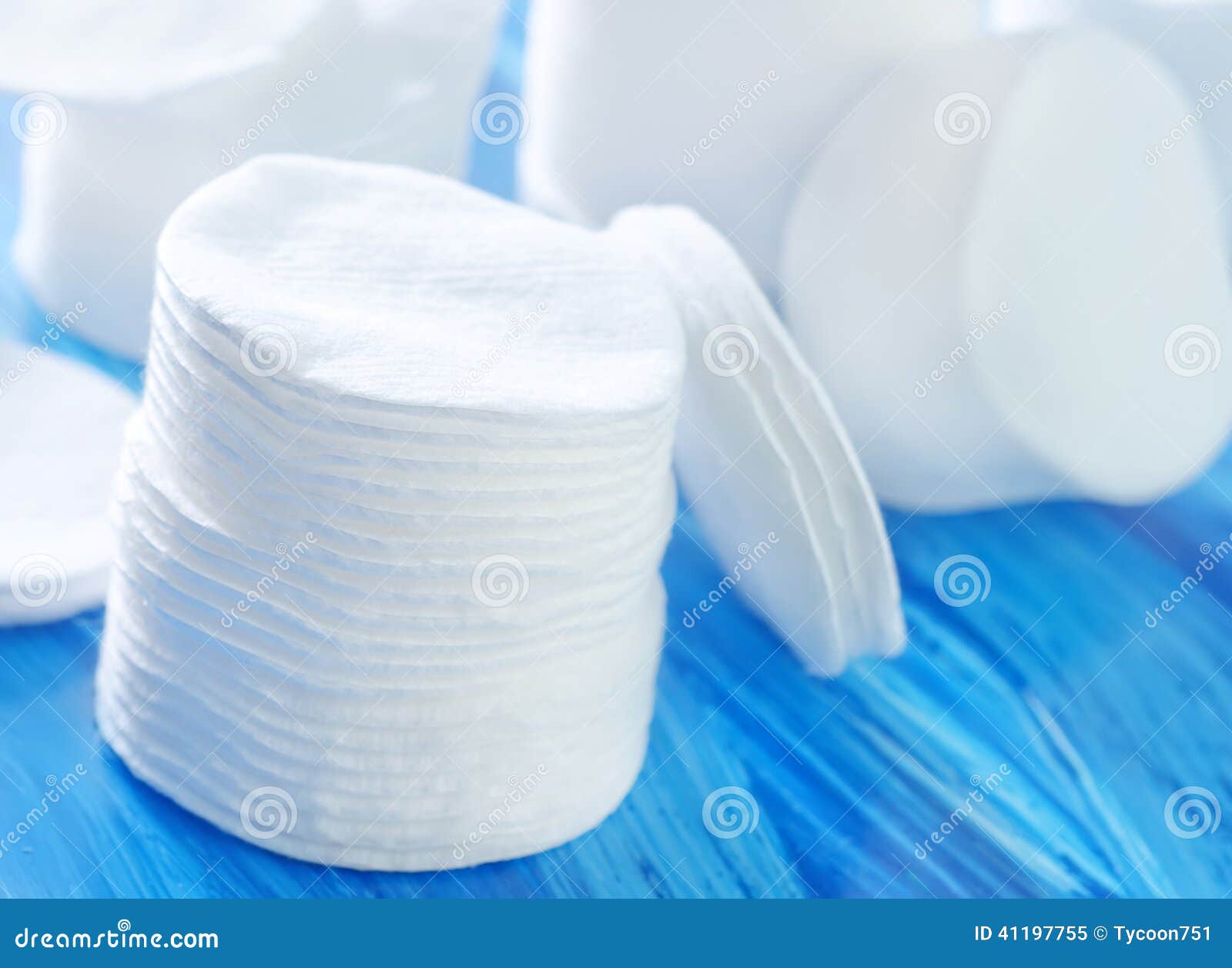Cotton disk stock image. Image of equipment, body, cosmetic - 41197755