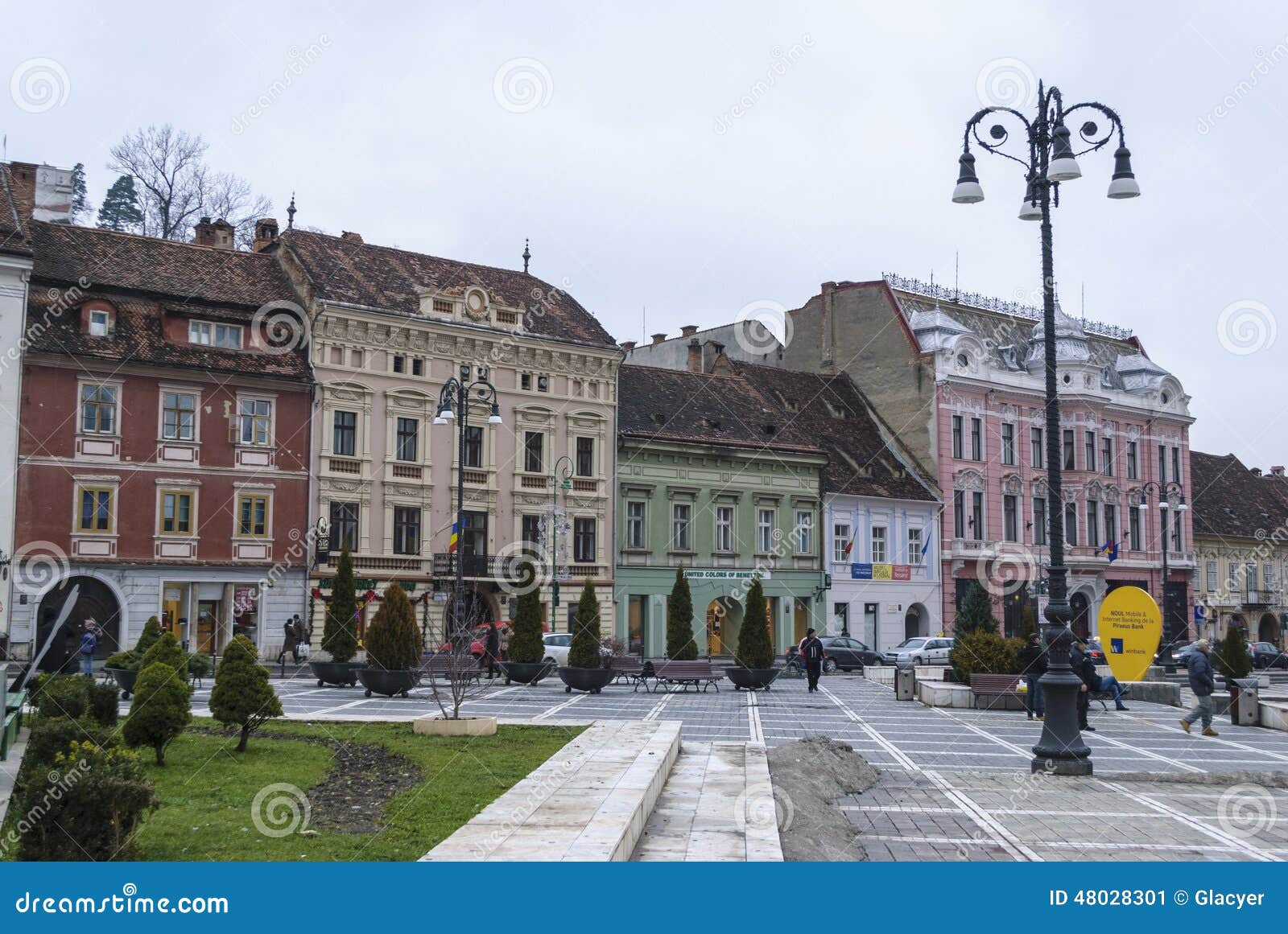Council Square of Brasov editorial photo. Image of houses - 48028301