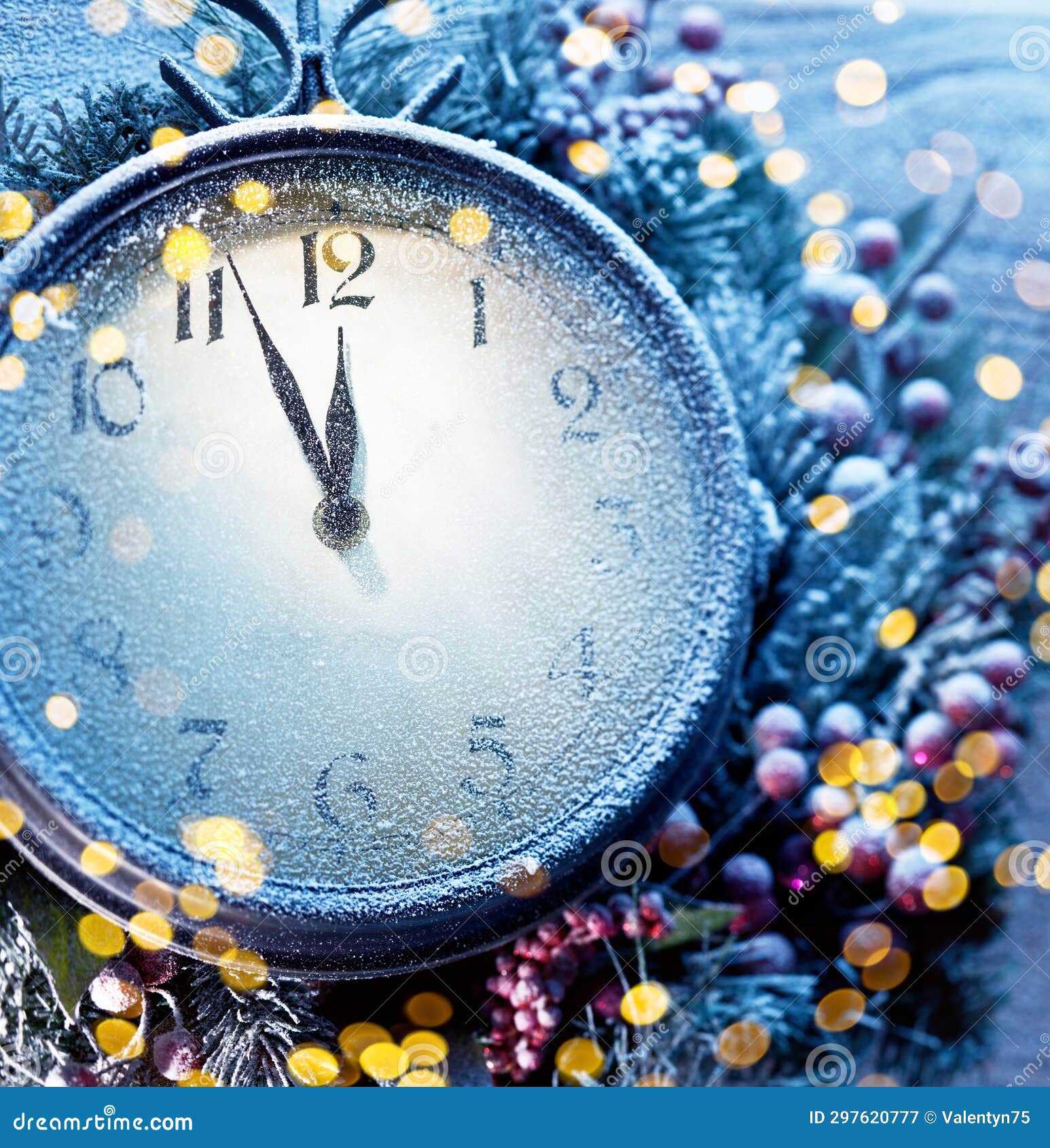 Countdown Christmas Midnight. Christmas Clock Covered with Fresh Snow ...