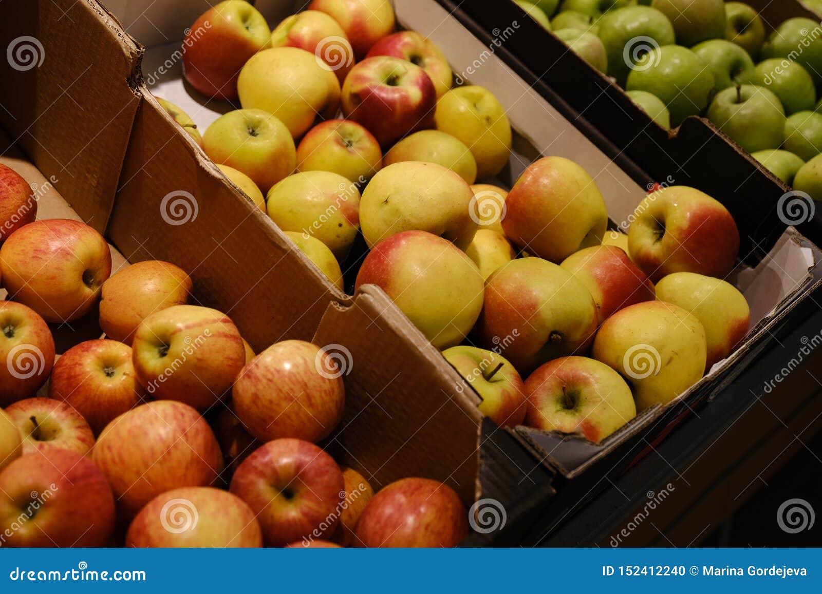 Counter in Apples in a Supermarket Stock Photo - Image of store ...