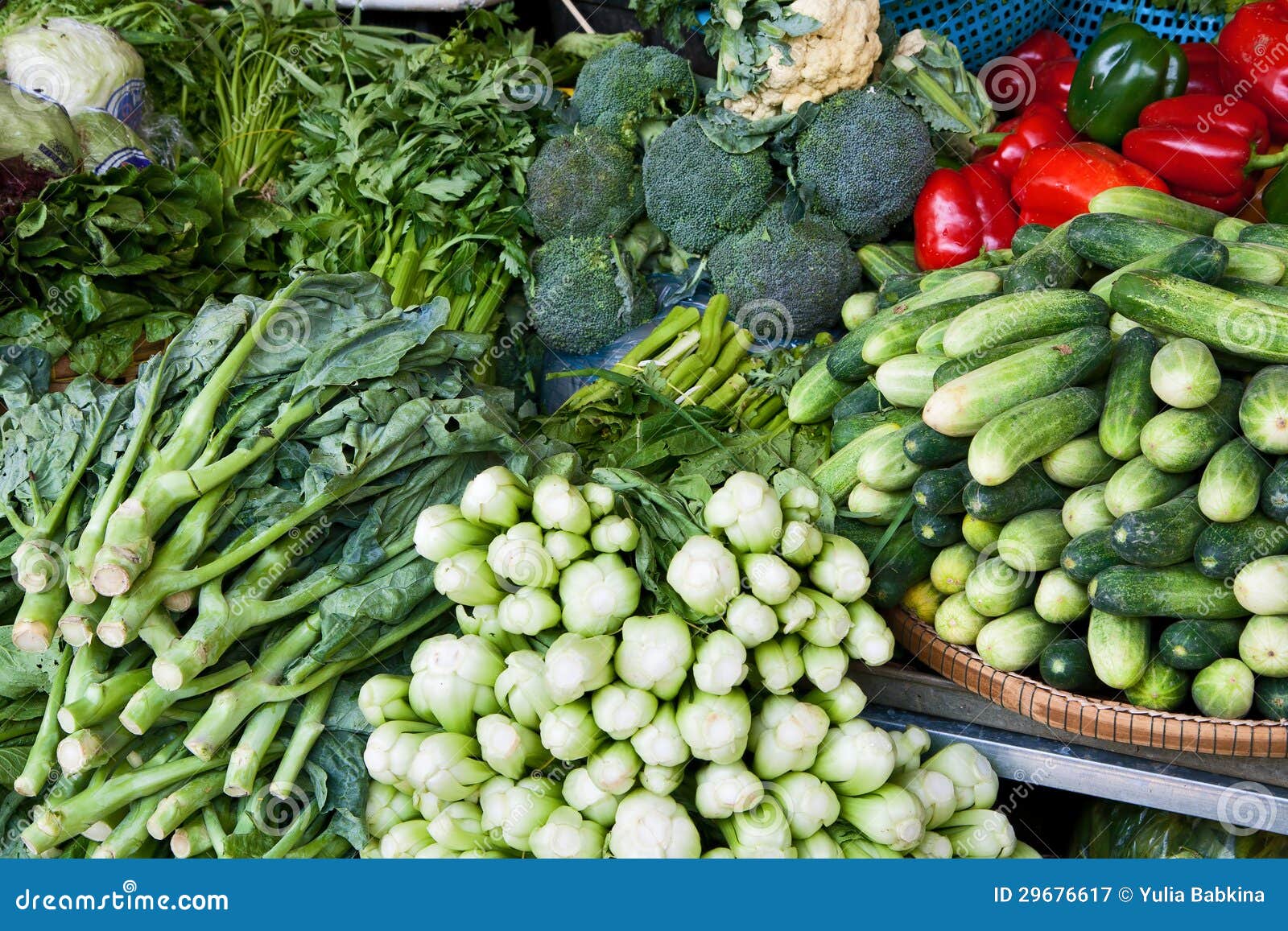 The Counter with Vegetables Stock Image - Image of green, fresh: 29676617