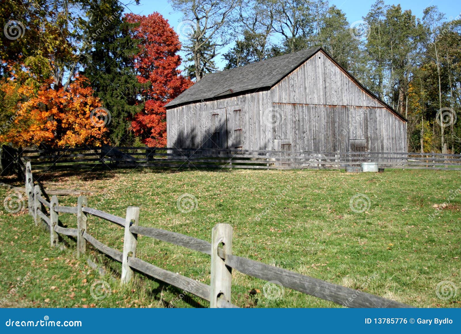 Country Barn stock photo. Image of nature, barn, barns - 13785776