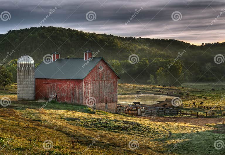 Country Barn stock photo. Image of barn, outbuilding - 23730514