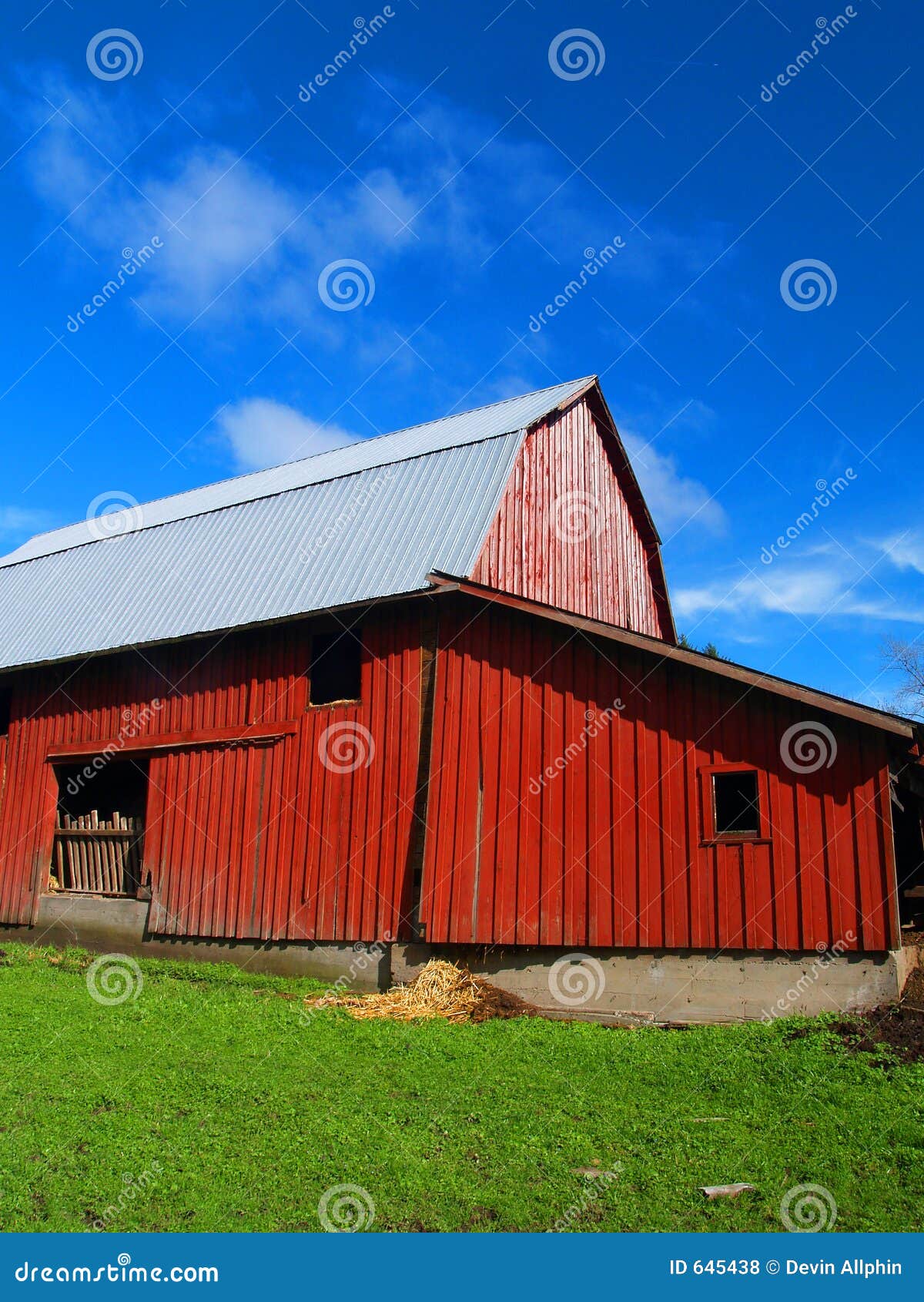 Country Barn stock photo. Image of barnyard, barn, sheep - 645438