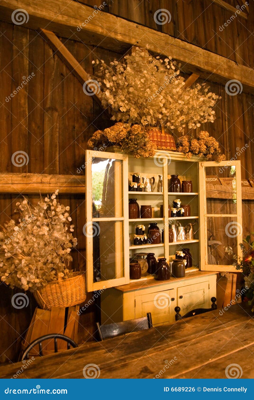 Country farm store stock photo. Image of pottery, decor - 6689226