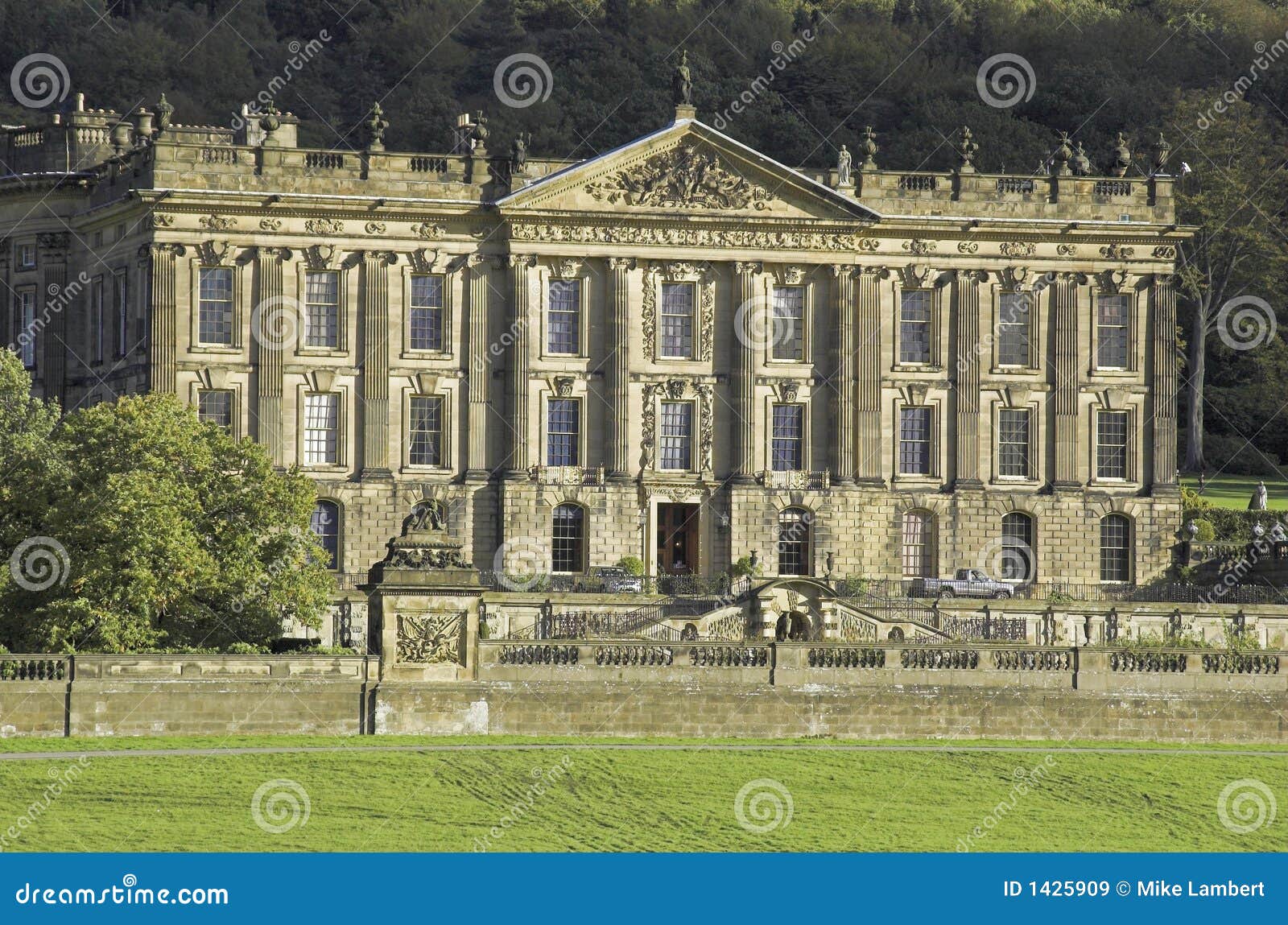 Country mansion stock image. Image of landscape, lawn - 1425909